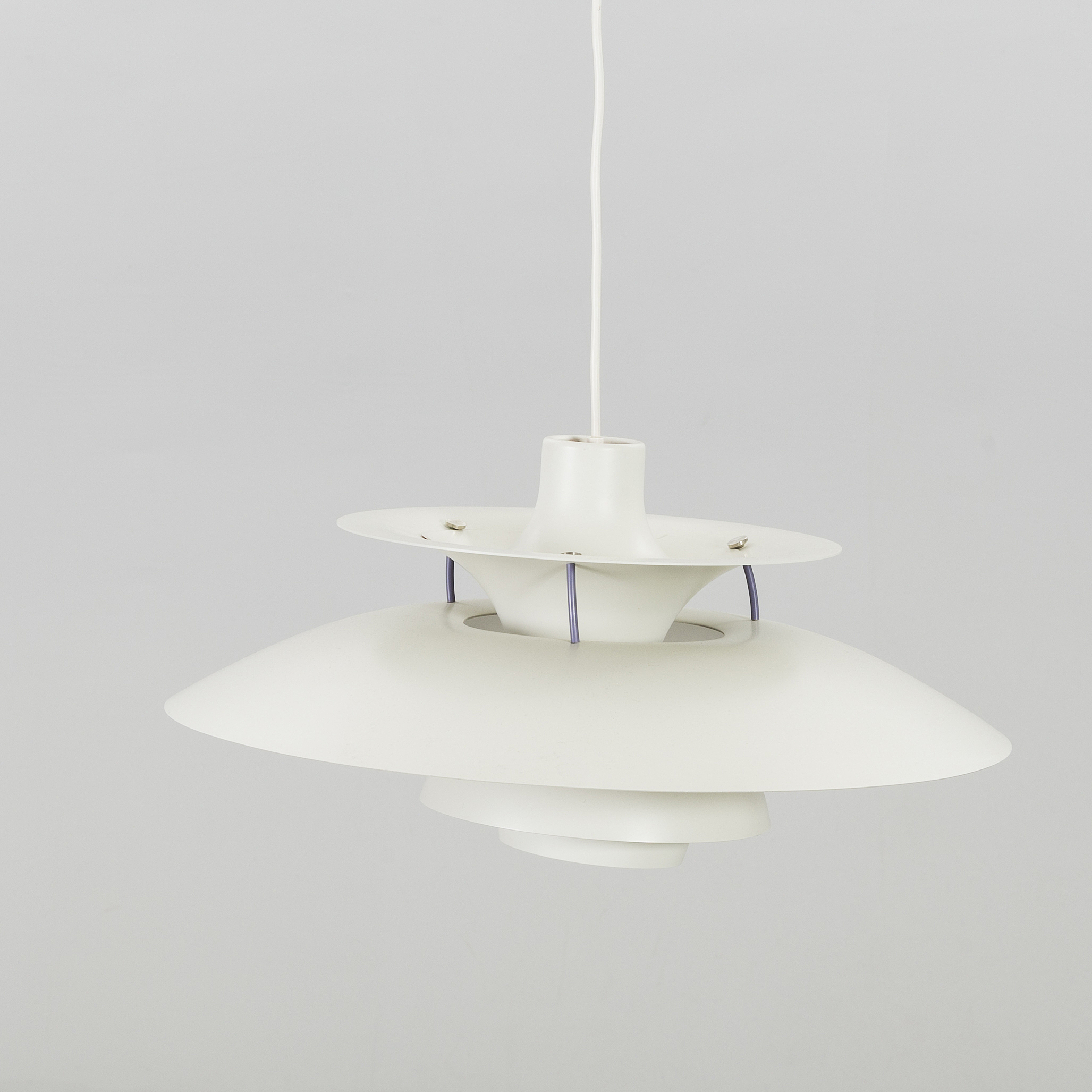 A POUL HENNINGSEN "PH 5" CEILING LAMP. - Bukowskis