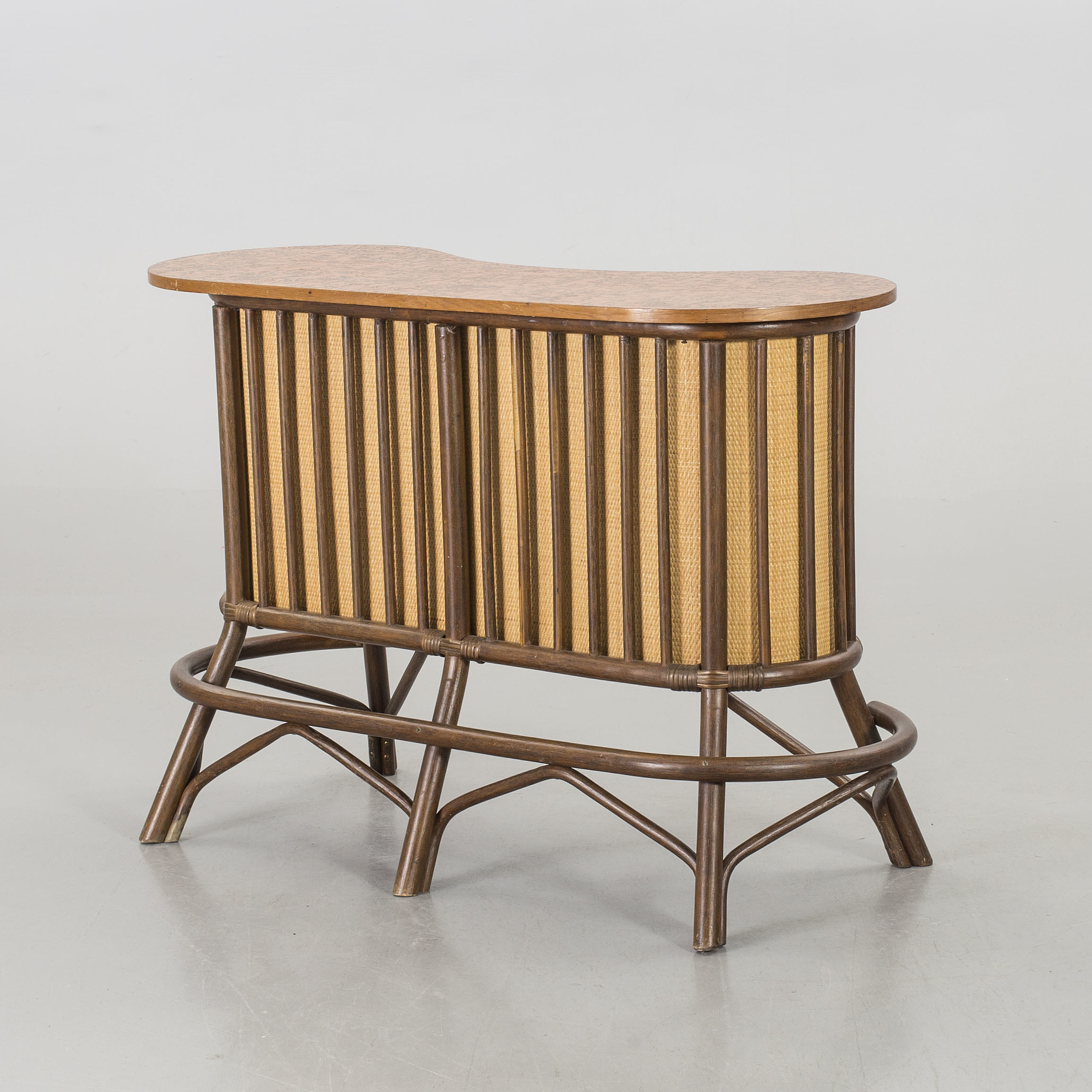 BARDISK, mitten av 1900-talet. - Bukowskis