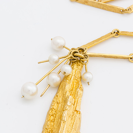 LAPPONIA NECKLACE 18K gold w 6 cutlured pearls approx 3 -6 mm, design ...