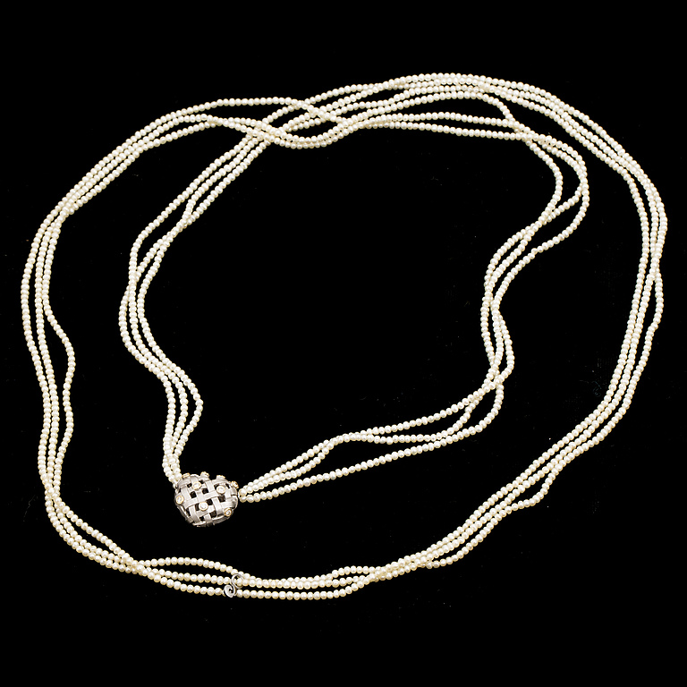 A pearl necklace with clasp, Charlotte Lynggaard, Ole Lynggaard, with ...