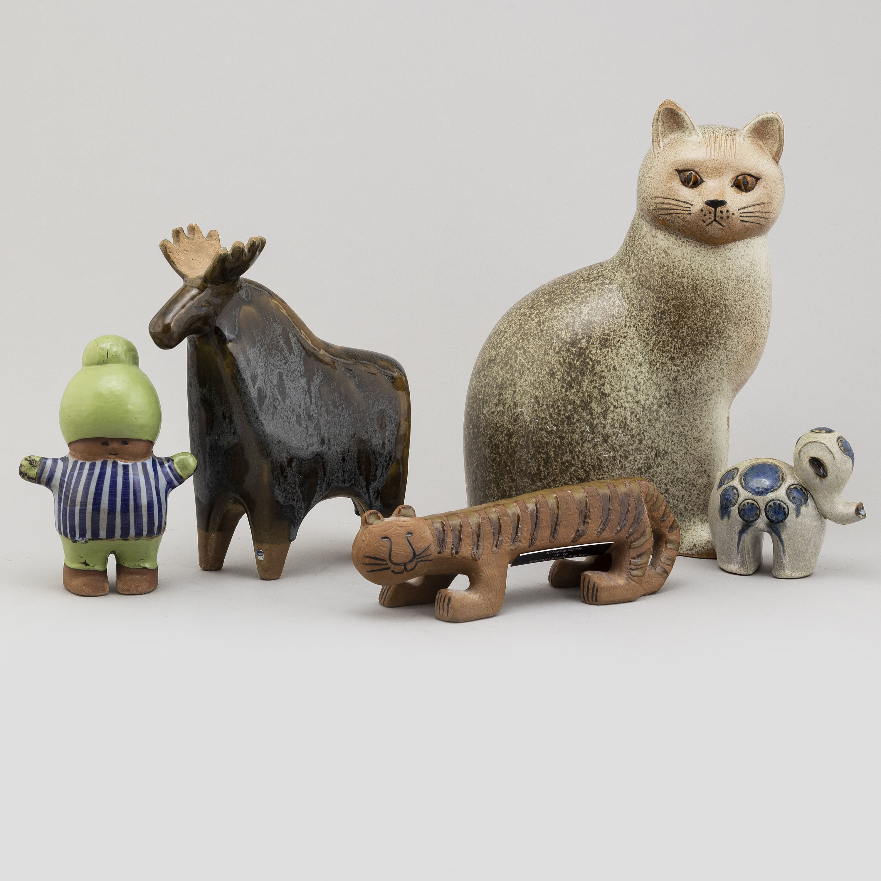 LISA LARSON, figuriner, 4 st, stengods, Gustavsberg. - Bukowskis