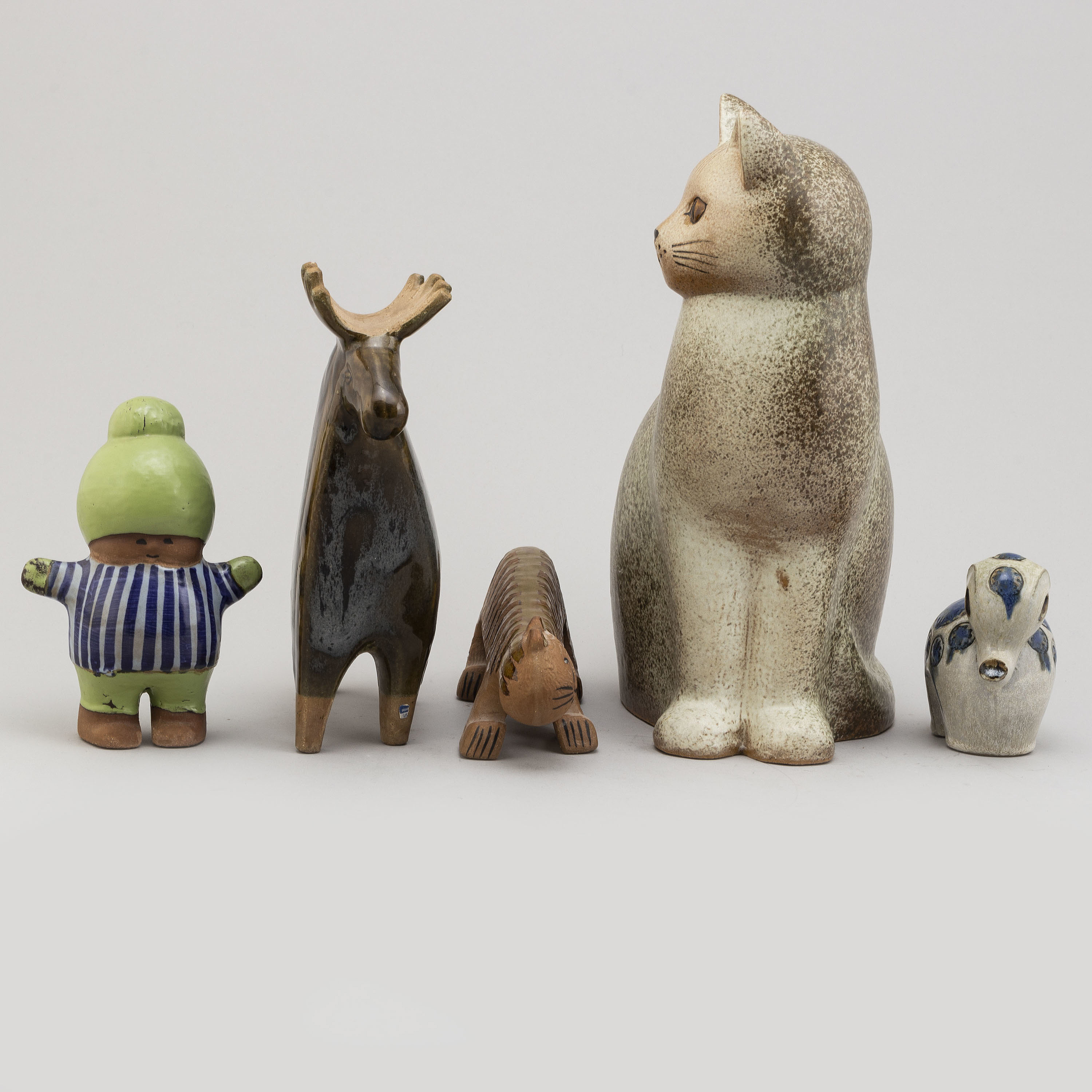 LISA LARSON, figuriner, 4 st, stengods, Gustavsberg. - Bukowskis