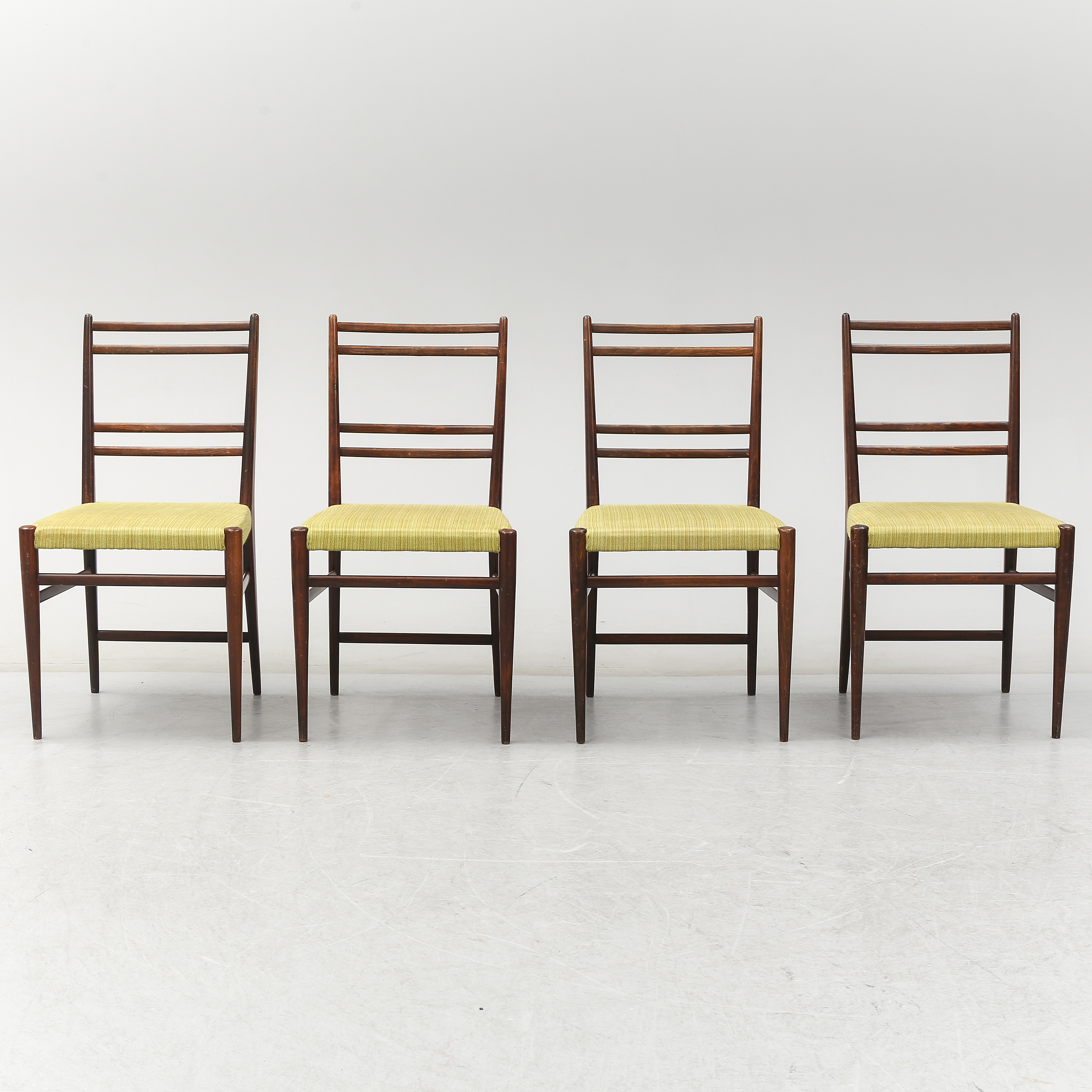 A stained teak dining table with four chairs, JOC, 1960's. - Bukowskis