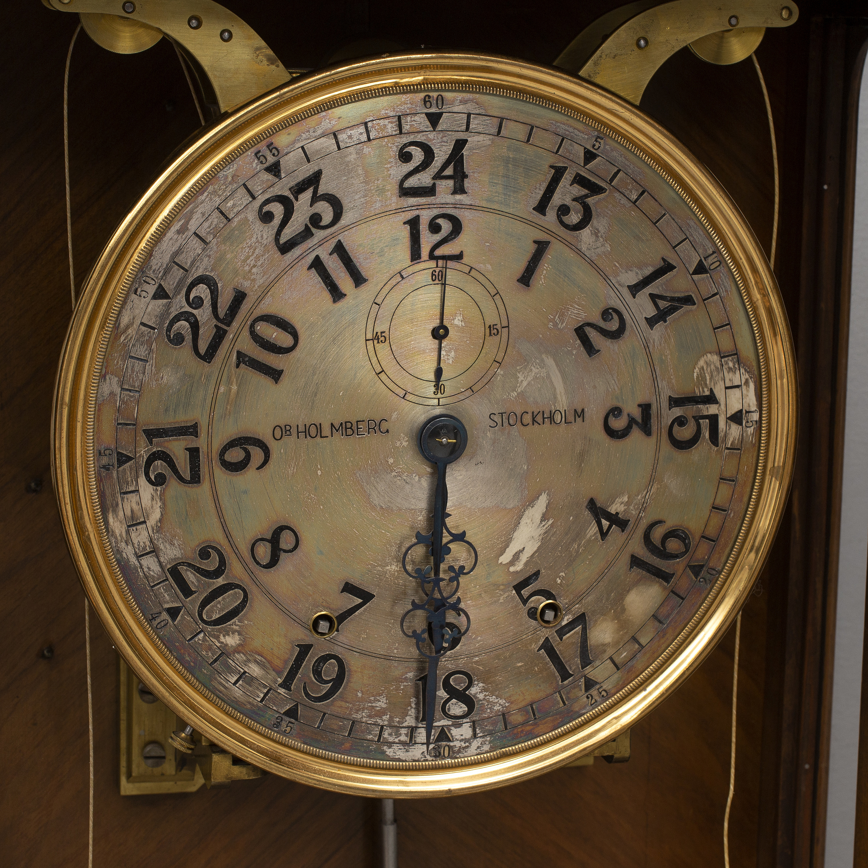 A Swedish late 19th century wall clock. - Bukowskis