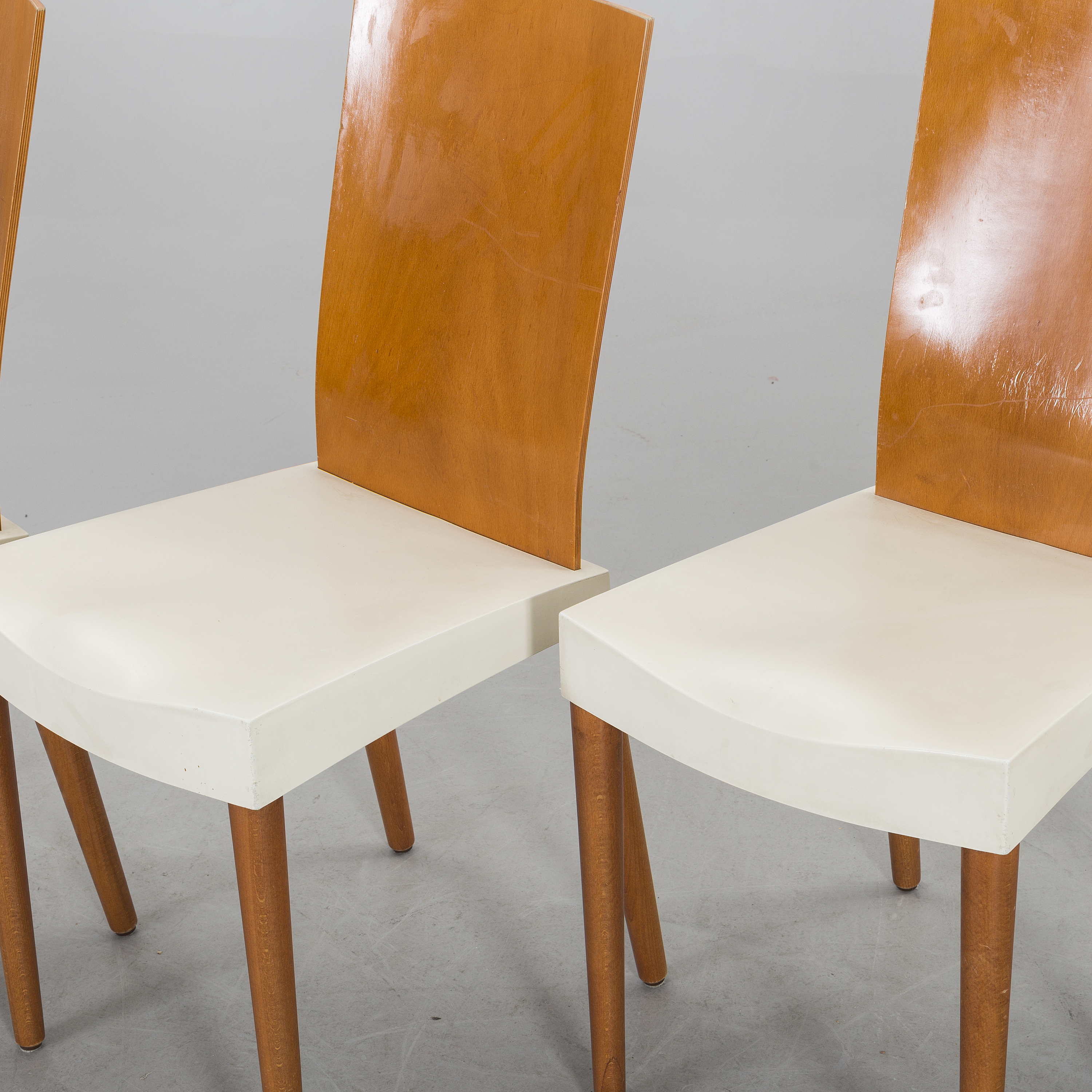 A SET OF 4 PHILIPPE STARCK "MISS TRIP" CHAIRS by Kartell. - Bukowskis
