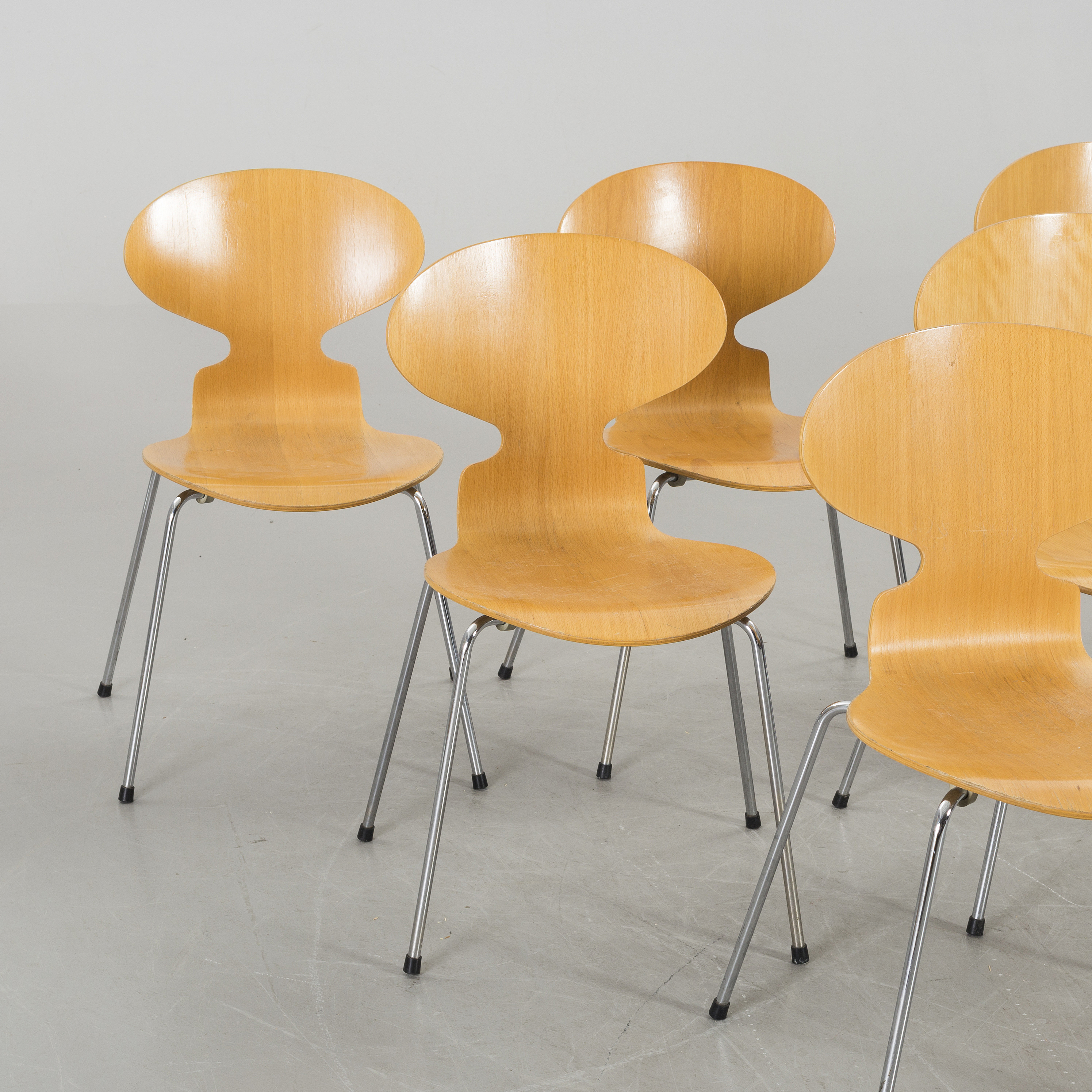 ARNE JACOBSEN, 6 st stolar, "Myran" för Fritz Hansen, 1989 1990 ...