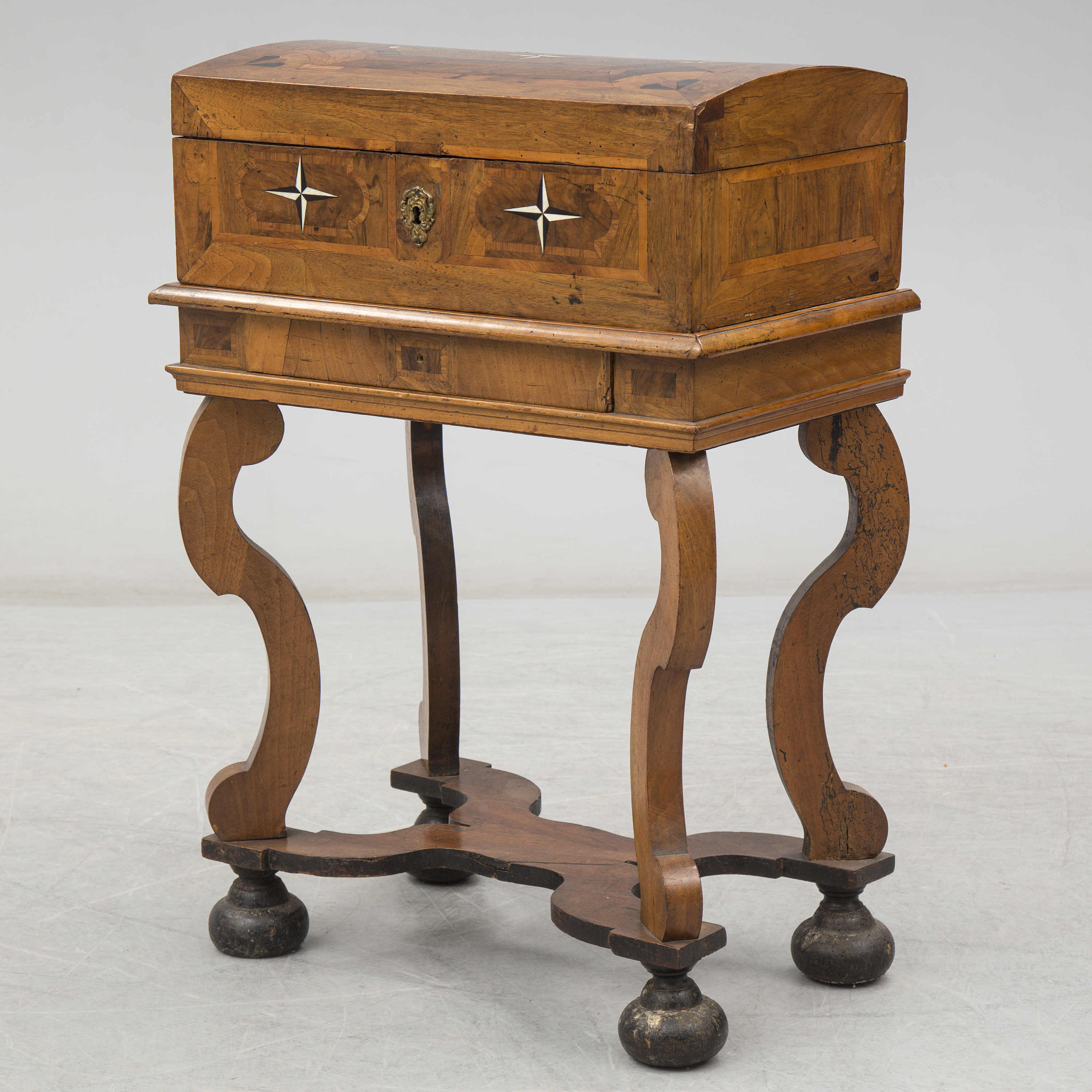 A first half of the 18th century box. - Bukowskis