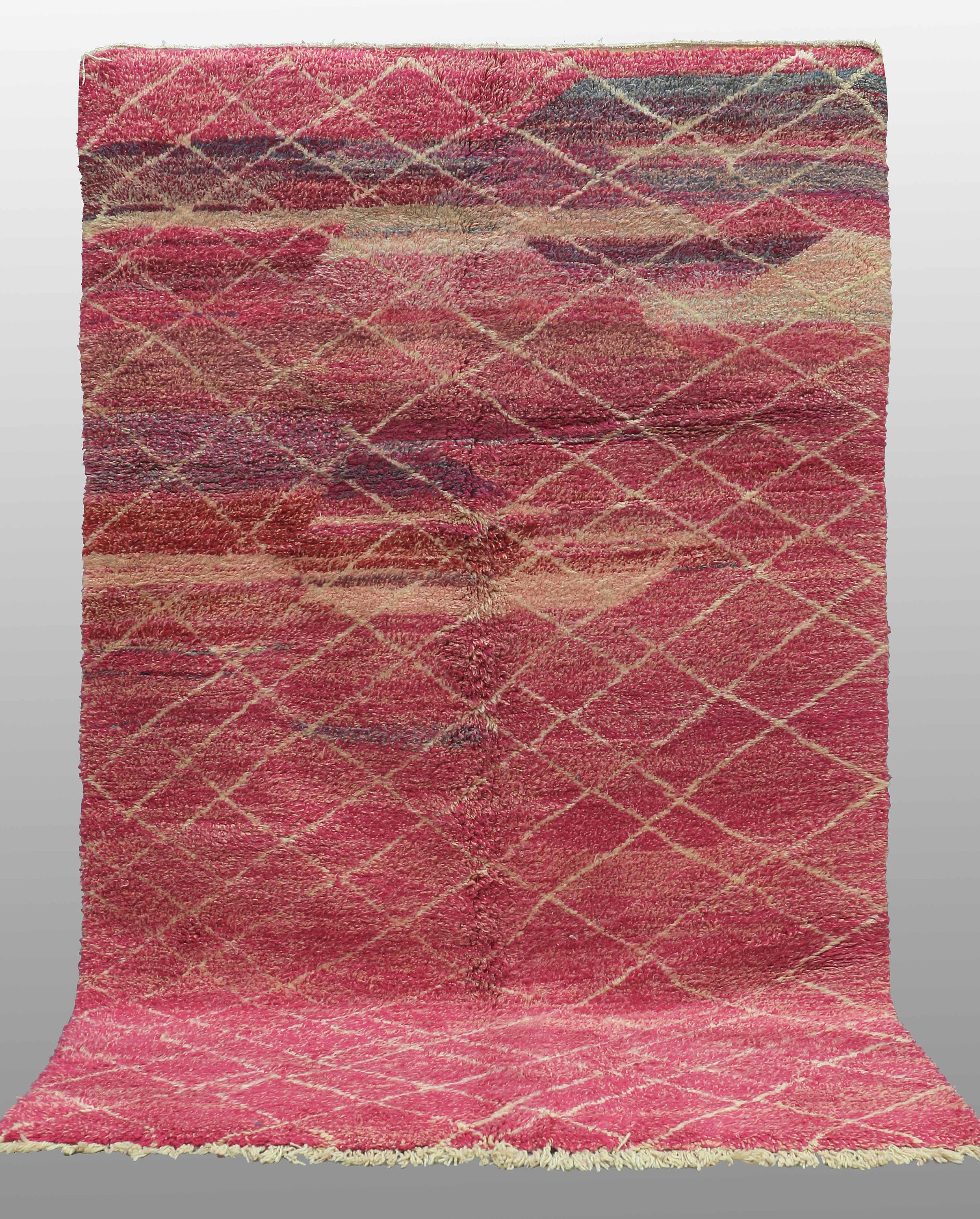 MATTA, Marocko, ca 320 x 197 cm. - Bukowskis