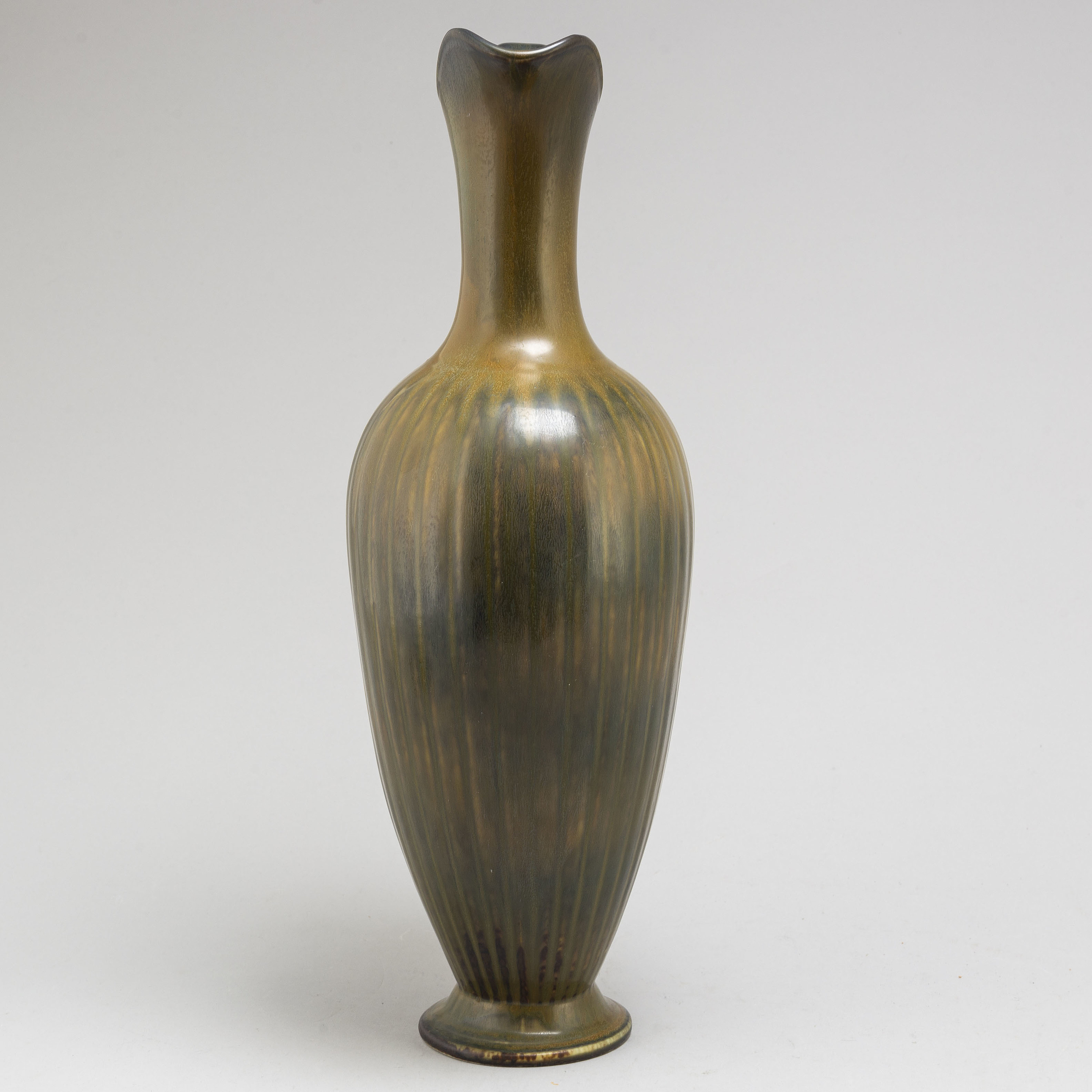 A mid 20th century stoneware pitcher by Gunnar Nylund, Rörstrand ...