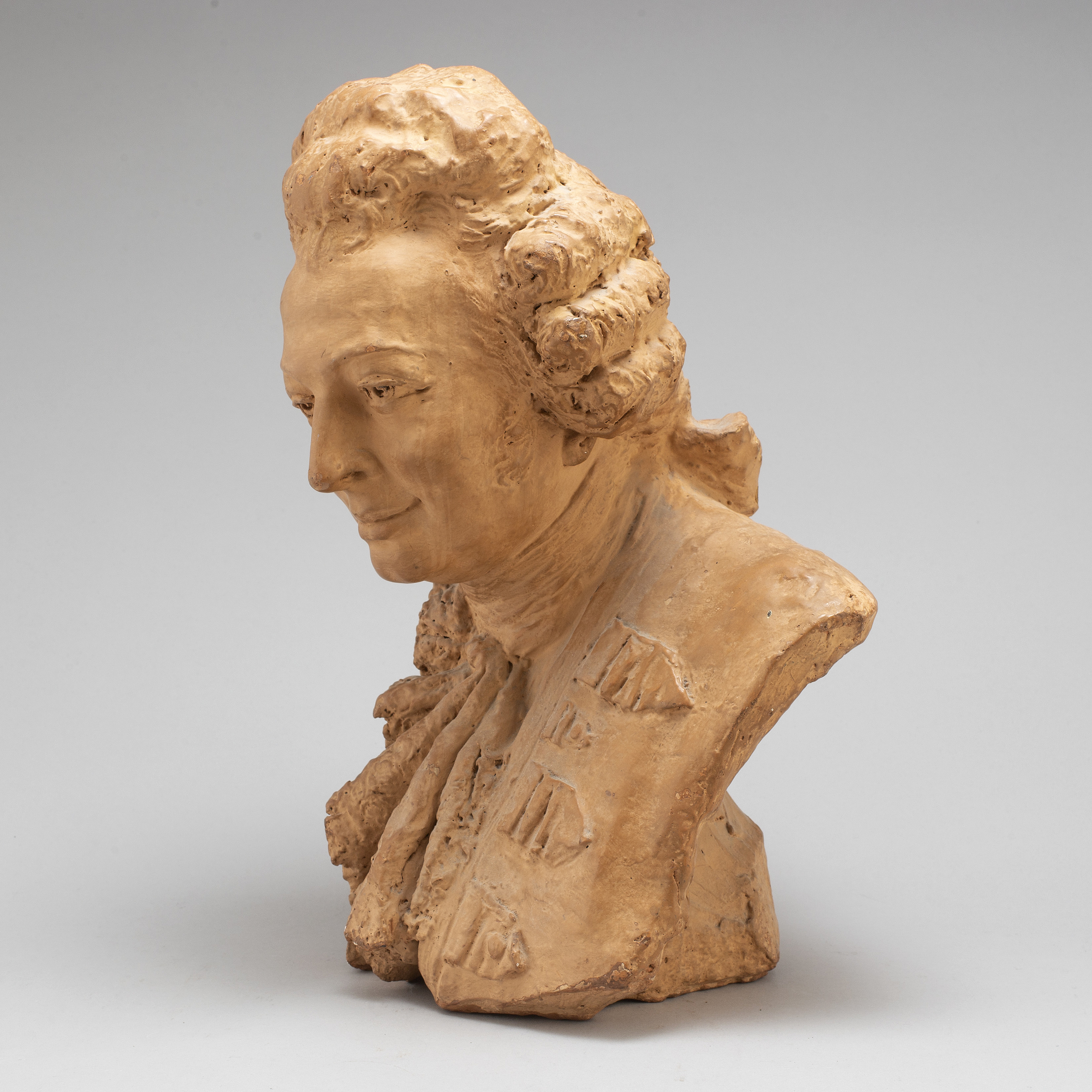 ALESSANDRO MORETTI, skulptur, lergods och gips. Signerad A. Moretti och ...