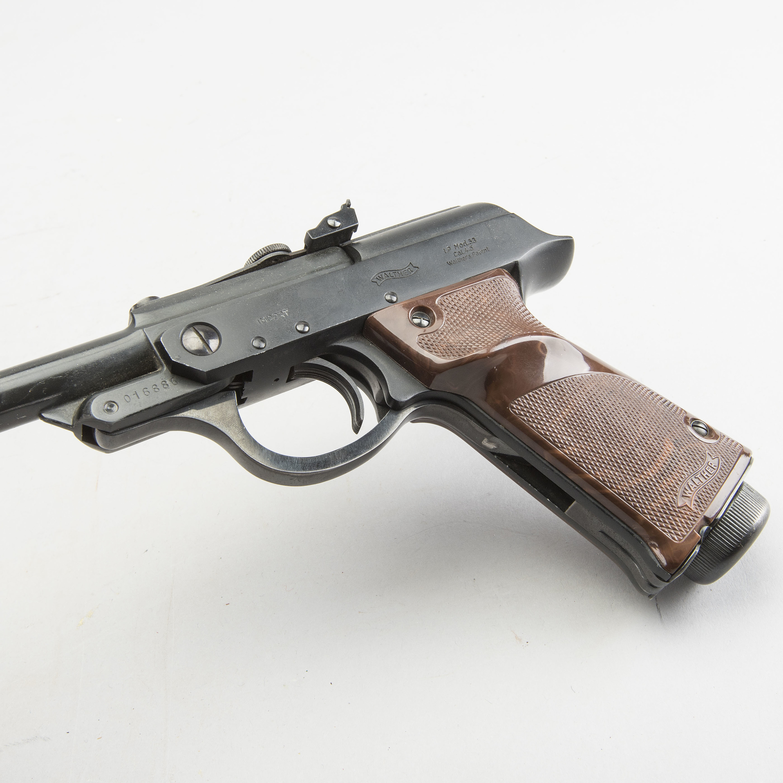 A Walther LP Caliber 4,5 mm model 53 air pistol. - Bukowskis