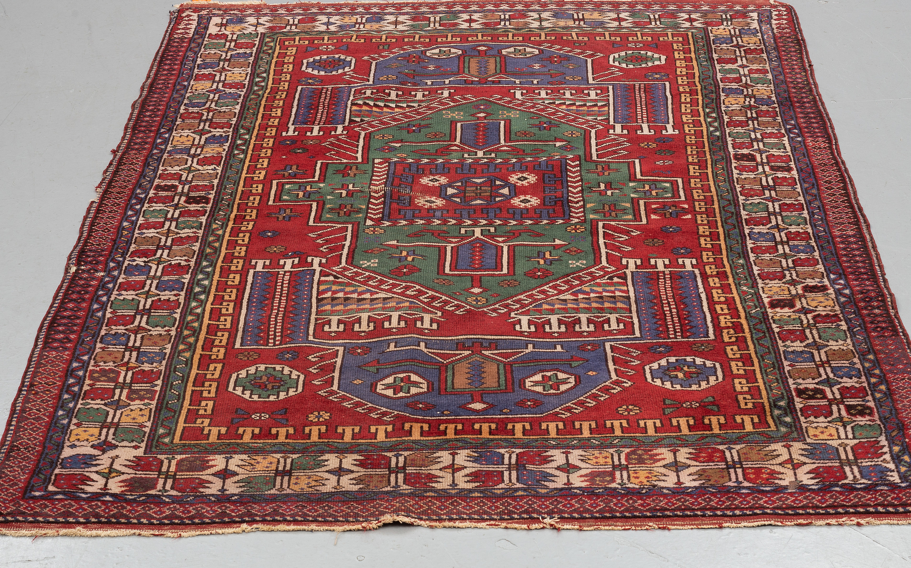 MATTA semiantik Kaukas, möjligen, ca 242 x 170 cm. - Bukowskis