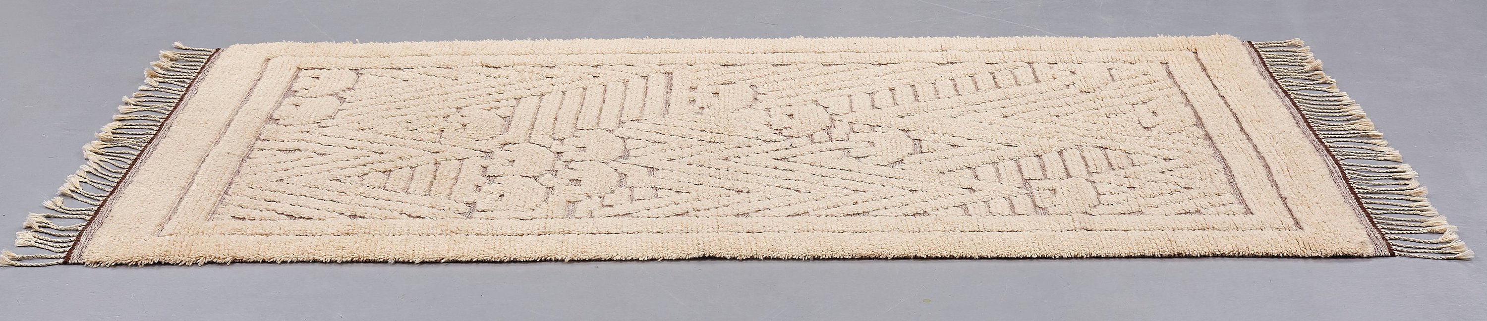Ebba Swedenborg, A CARPET, "Björnar", knotted pile in relief, ca 219 x ...
