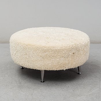 A 21st Century 'Hazel' stool by Dan Ihreborn from Move, - Bukowskis