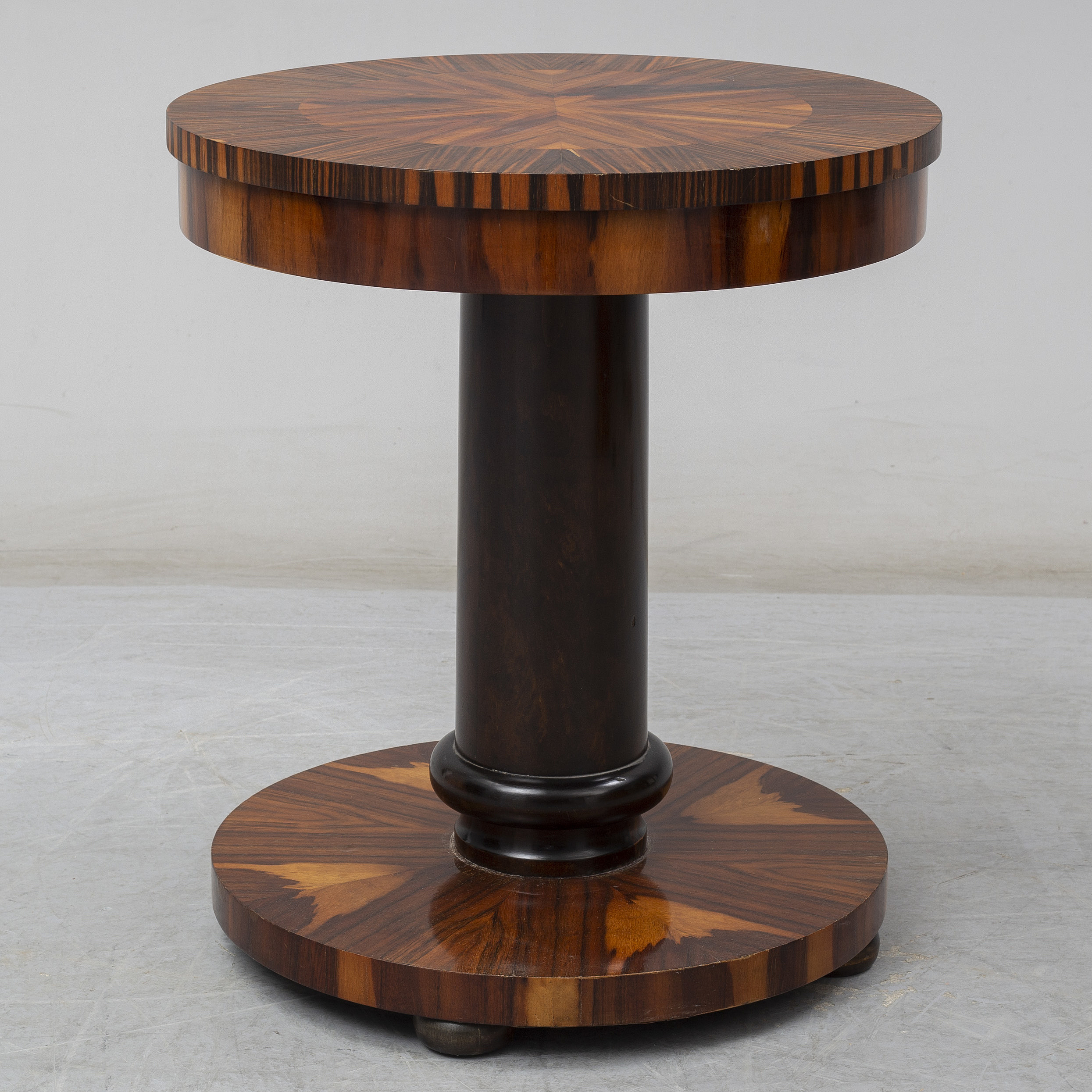 An Art Deco sewing table, 1920s / 30s. - Bukowskis