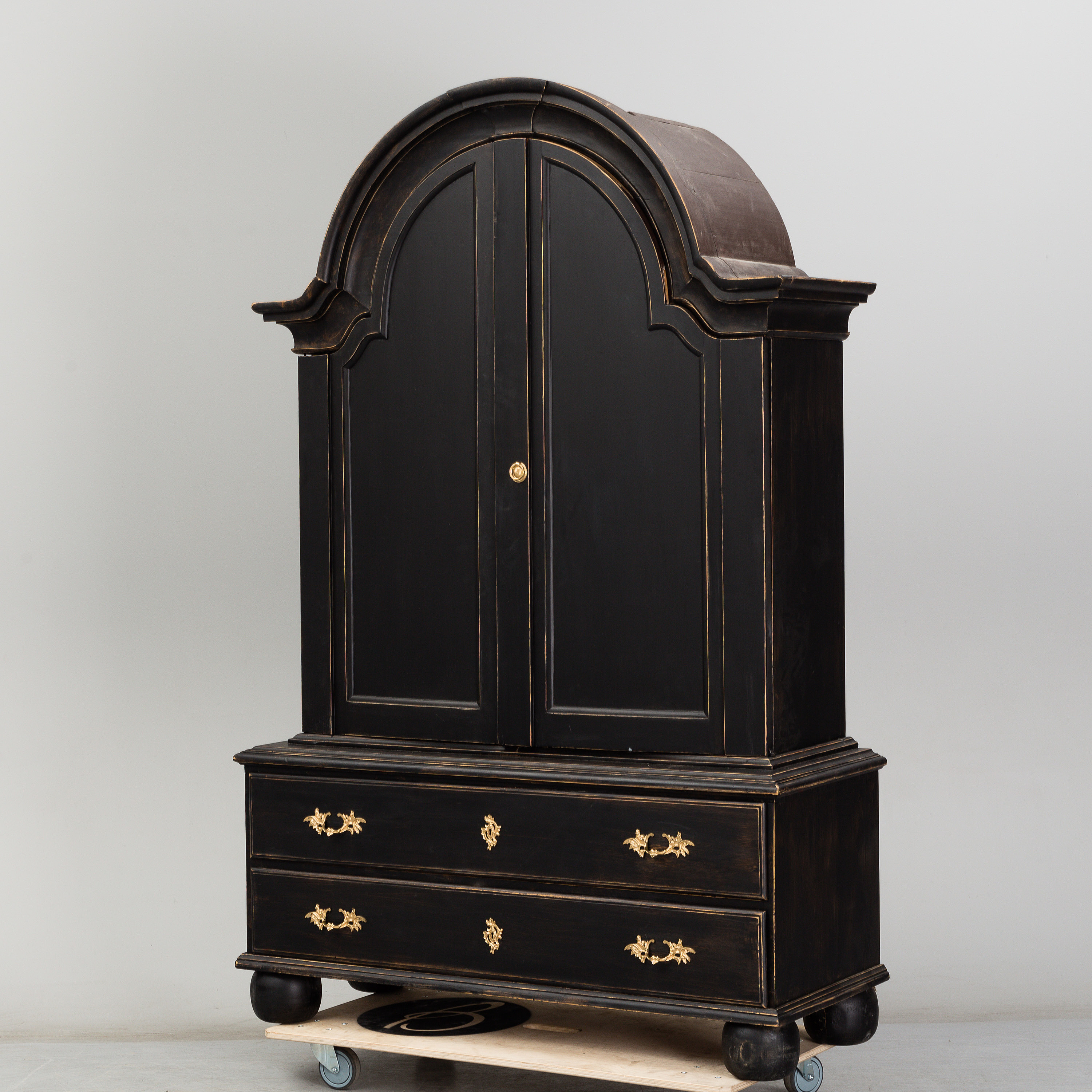 SKÅP, rokoko, Fryksdalen, 1700-tal. - Bukowskis