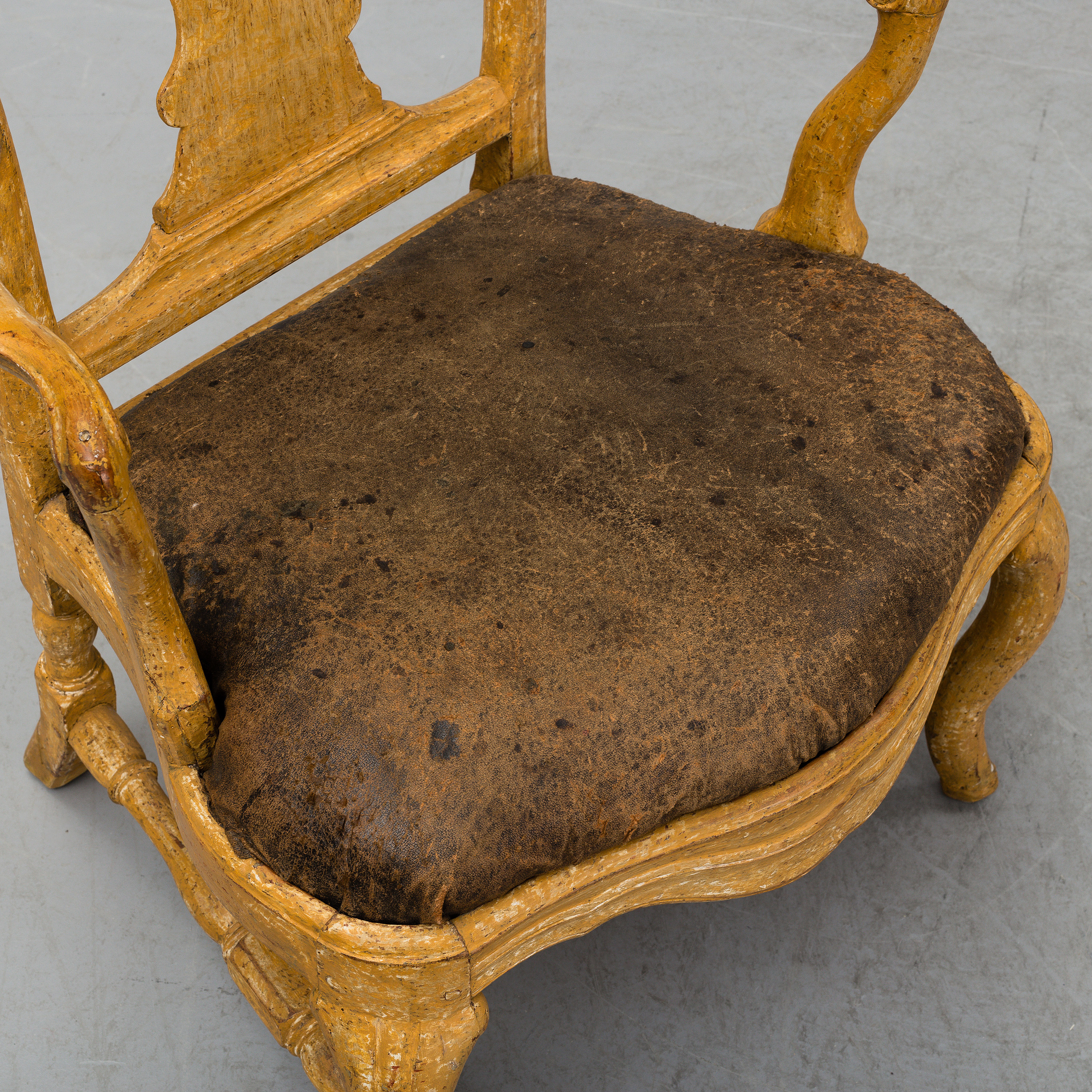 A Swedish Rococo 18th century armchair. - Bukowskis
