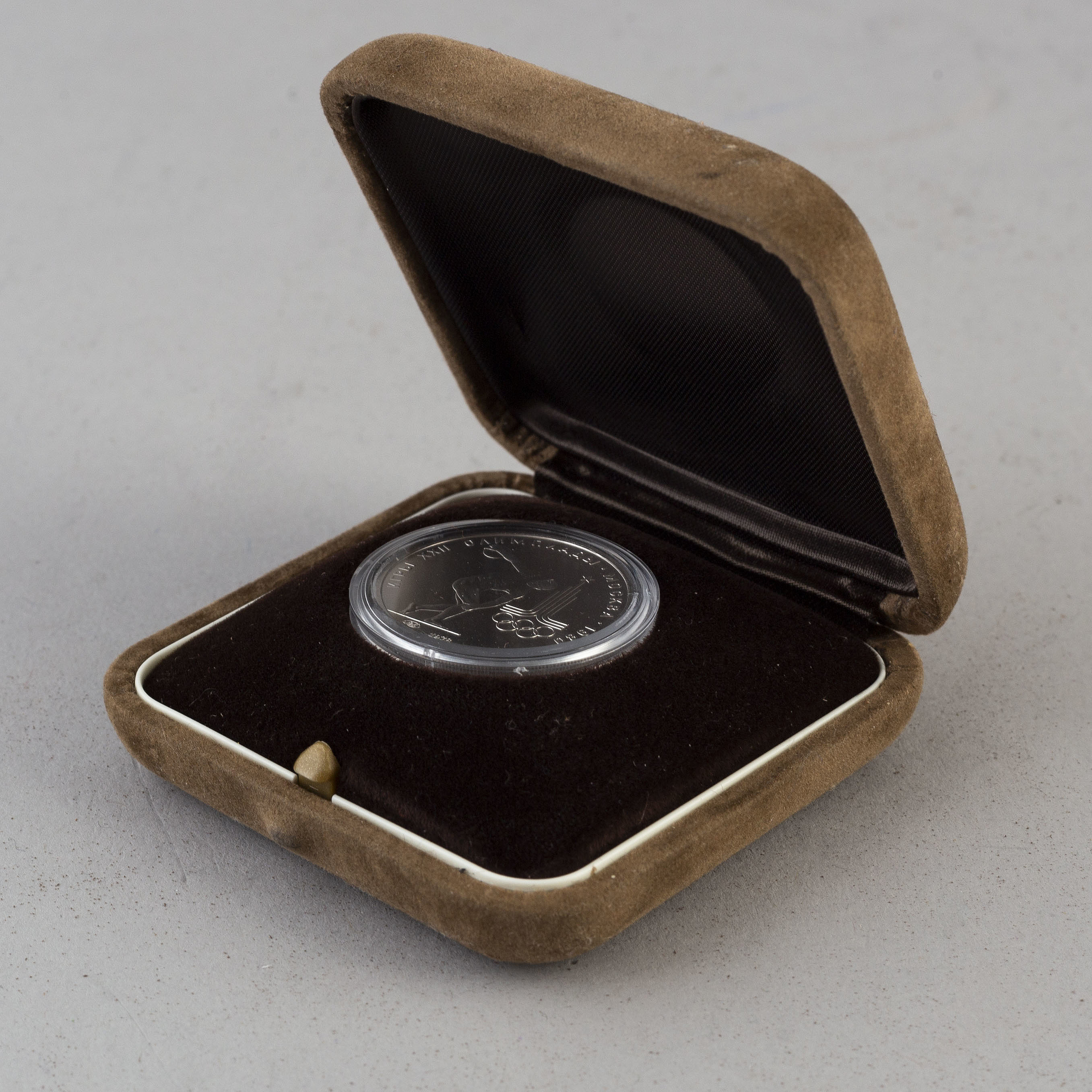 A Russian platinum coin, 150 ruble, 1978, 'Discobolus' for the 1980 ...