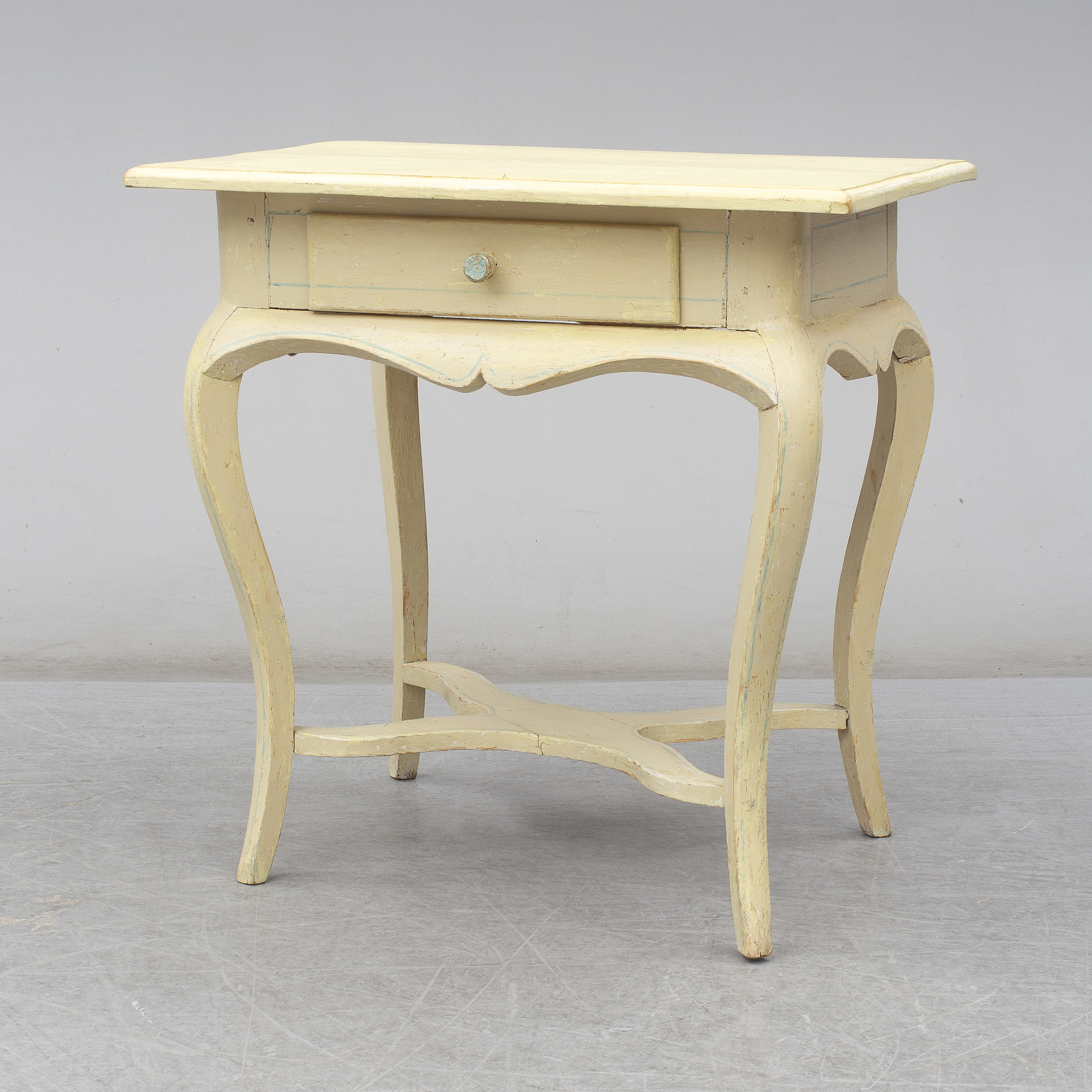 A 19th century rococo style table. - Bukowskis