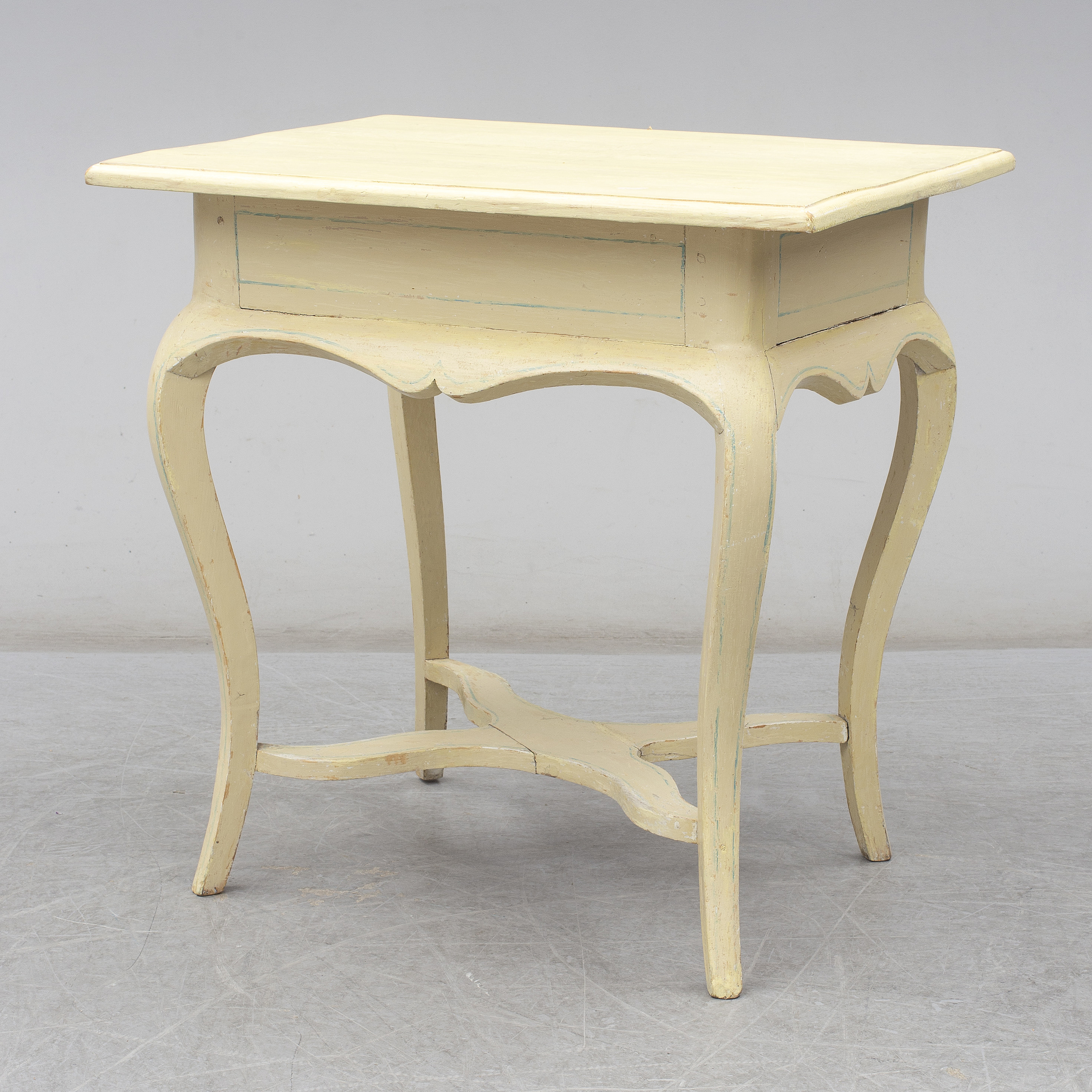 A 19th century rococo style table. - Bukowskis