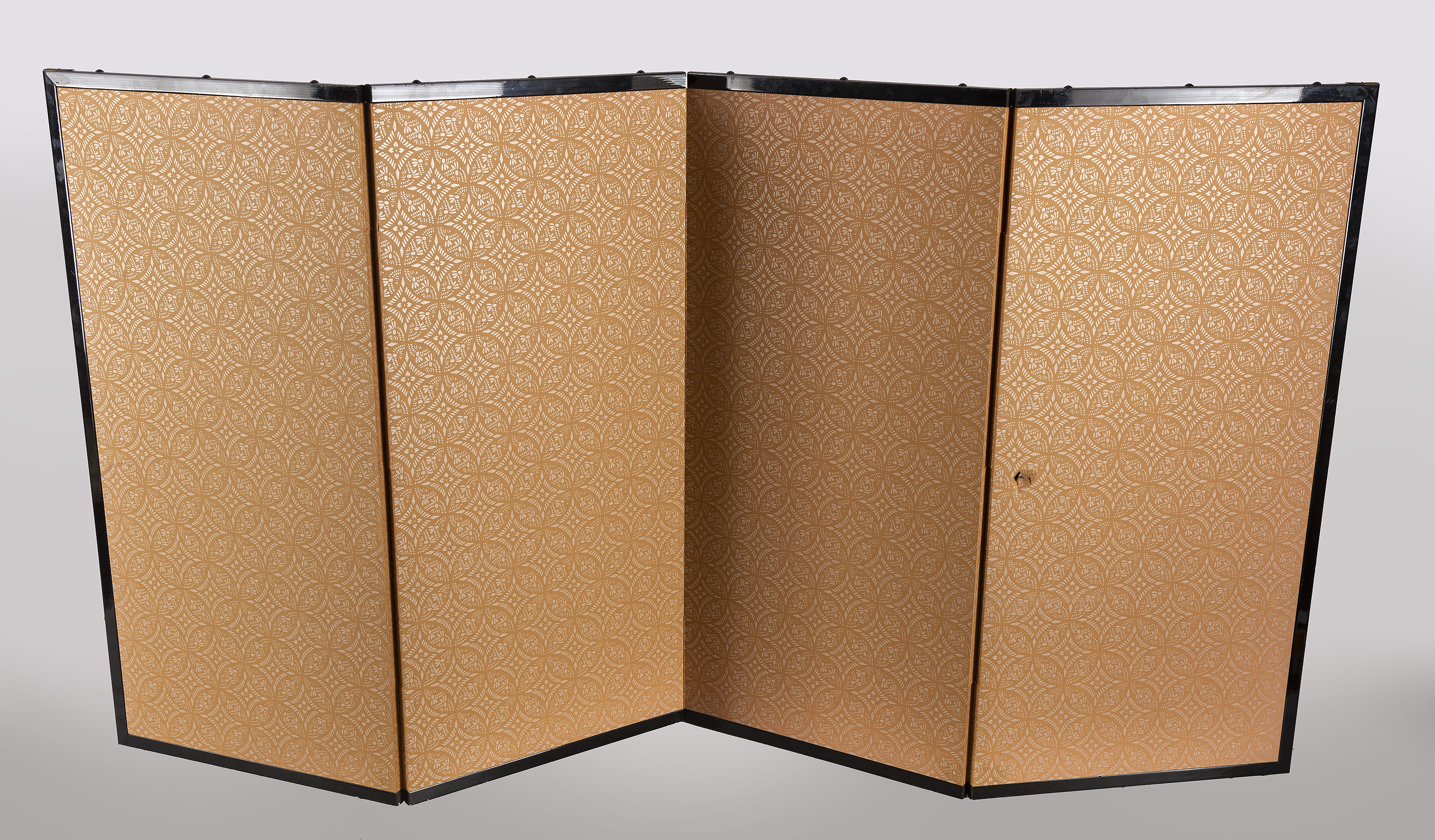 A Japanese four folded panel, 20th century. - Bukowskis