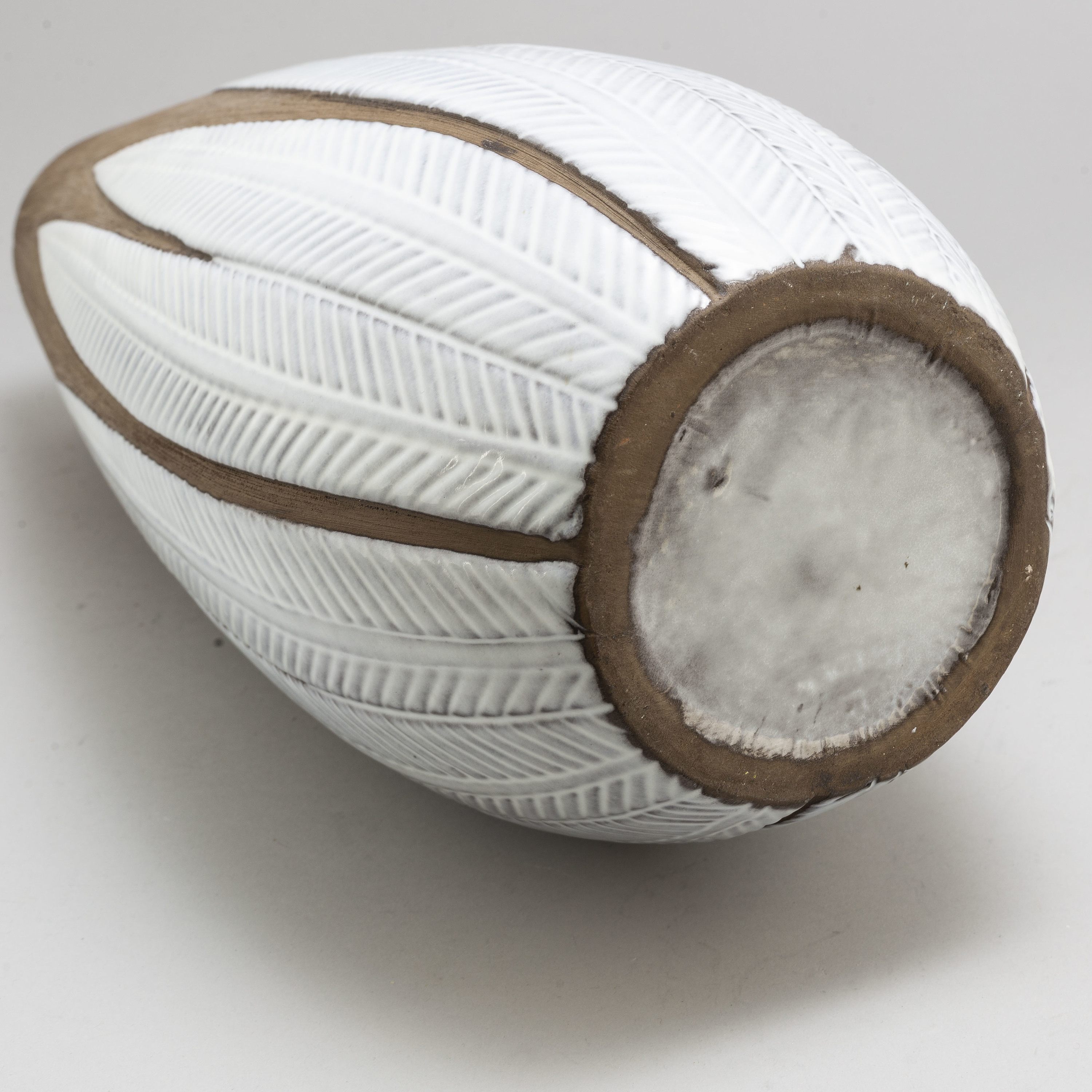 ANNA-LISA THOMSON, vase, eathenware, 'Paprika', Upsala Ekeby, third quarter of the 20th century ...