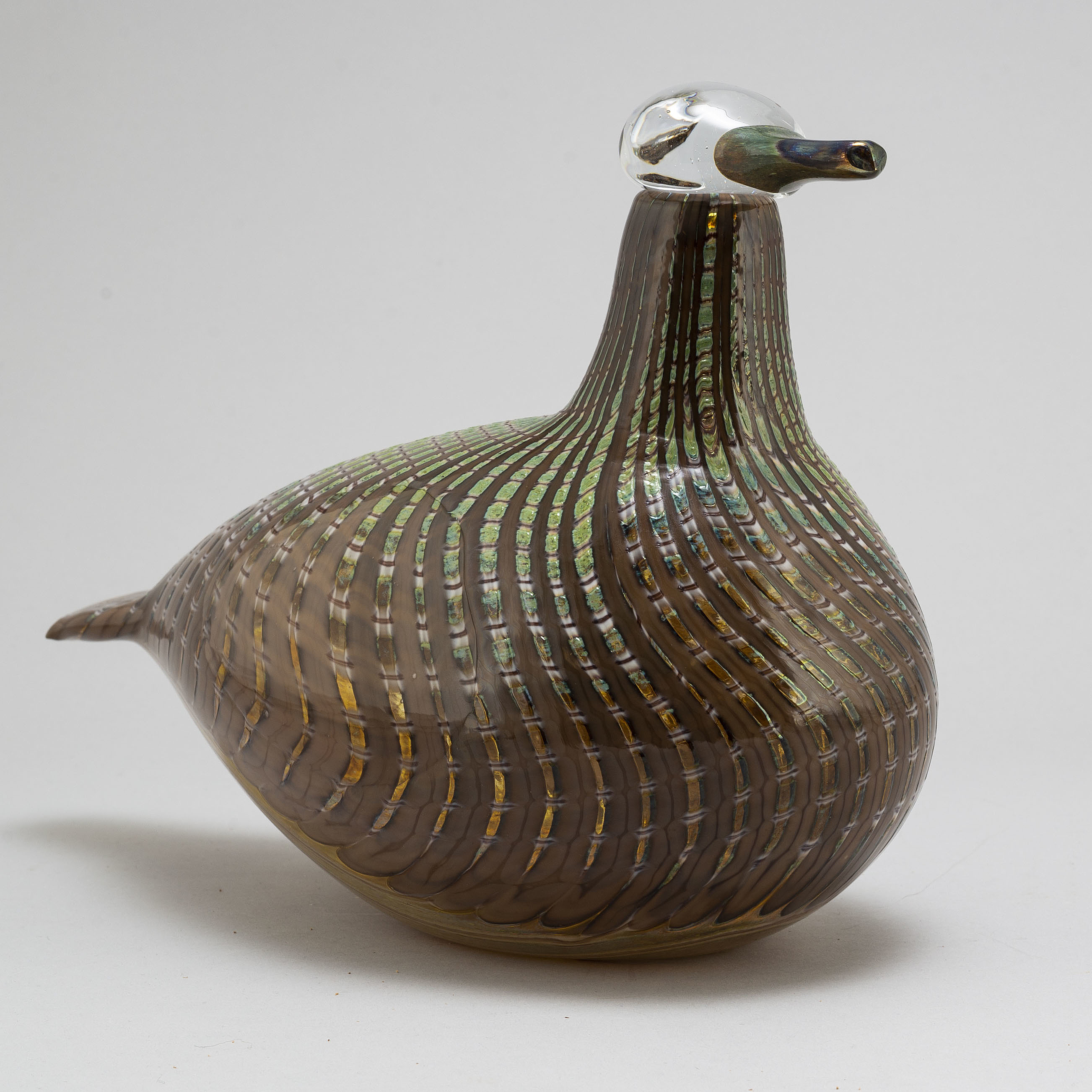 A glass bird signed Oiva Toikka Nuutajärvi Notsjö 362/1000. - Bukowskis