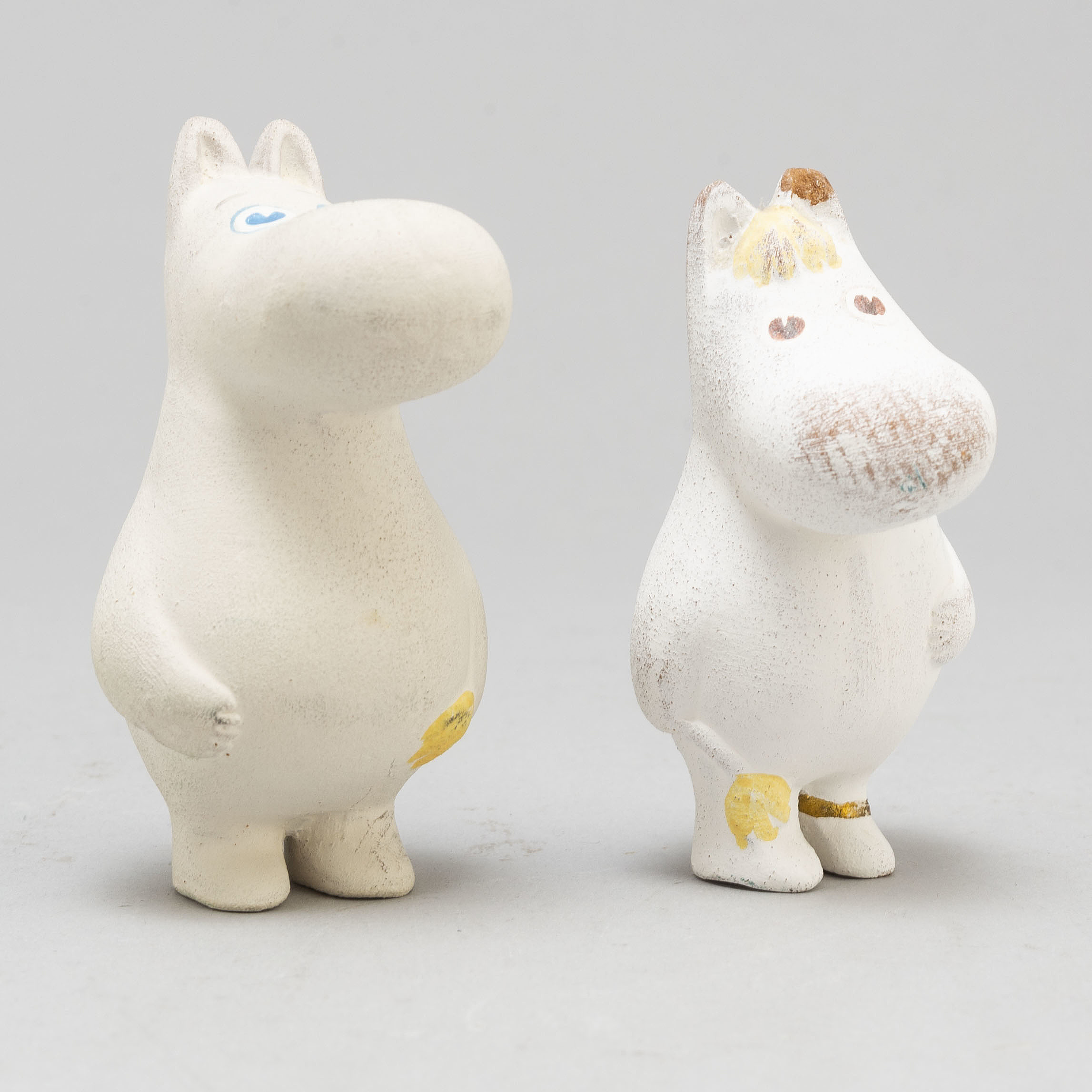 LARS JANSSON, two plaster moomin figures, 1970s. - Bukowskis