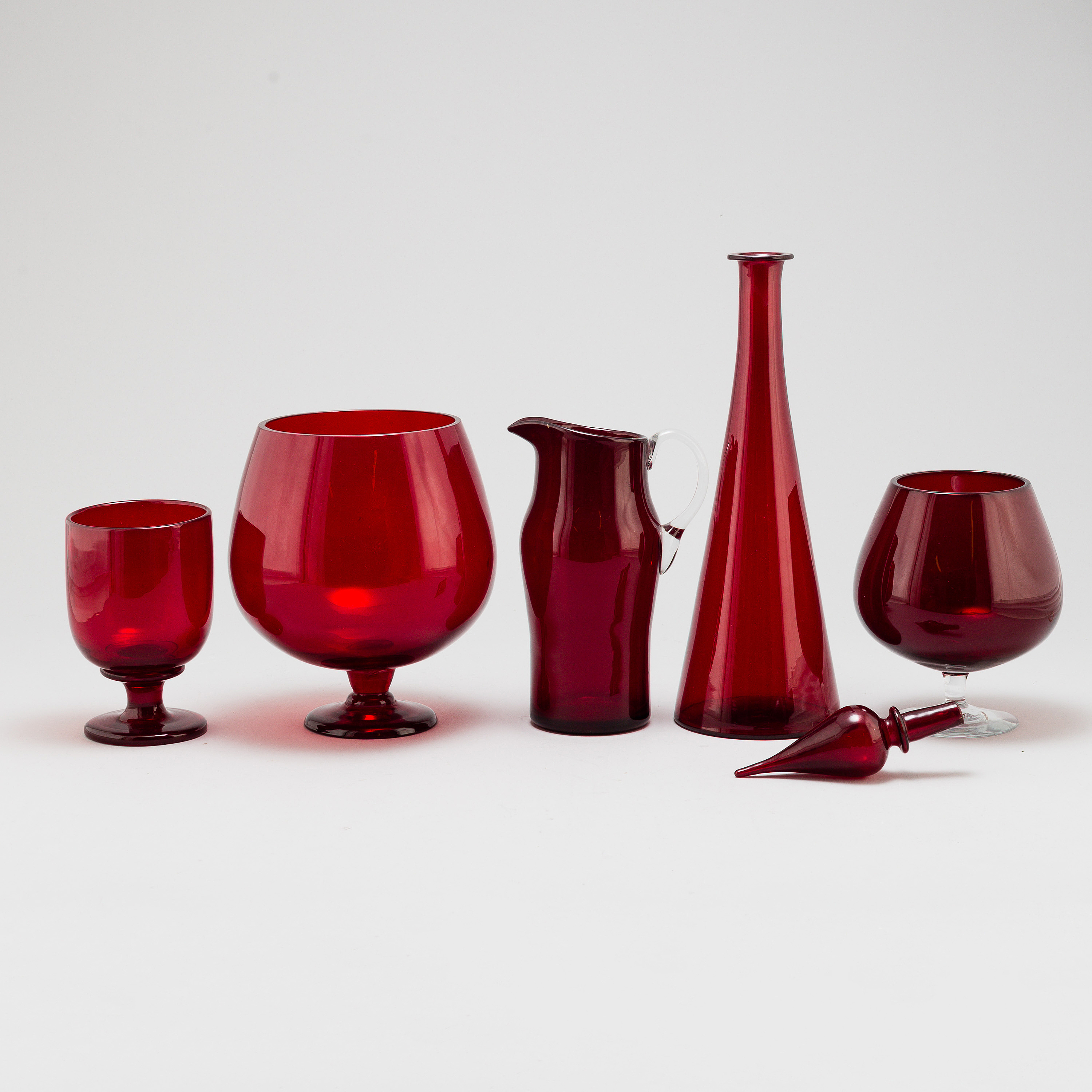14 glass objects, Reijmyre and Orrefors and Italy and more. - Bukowskis