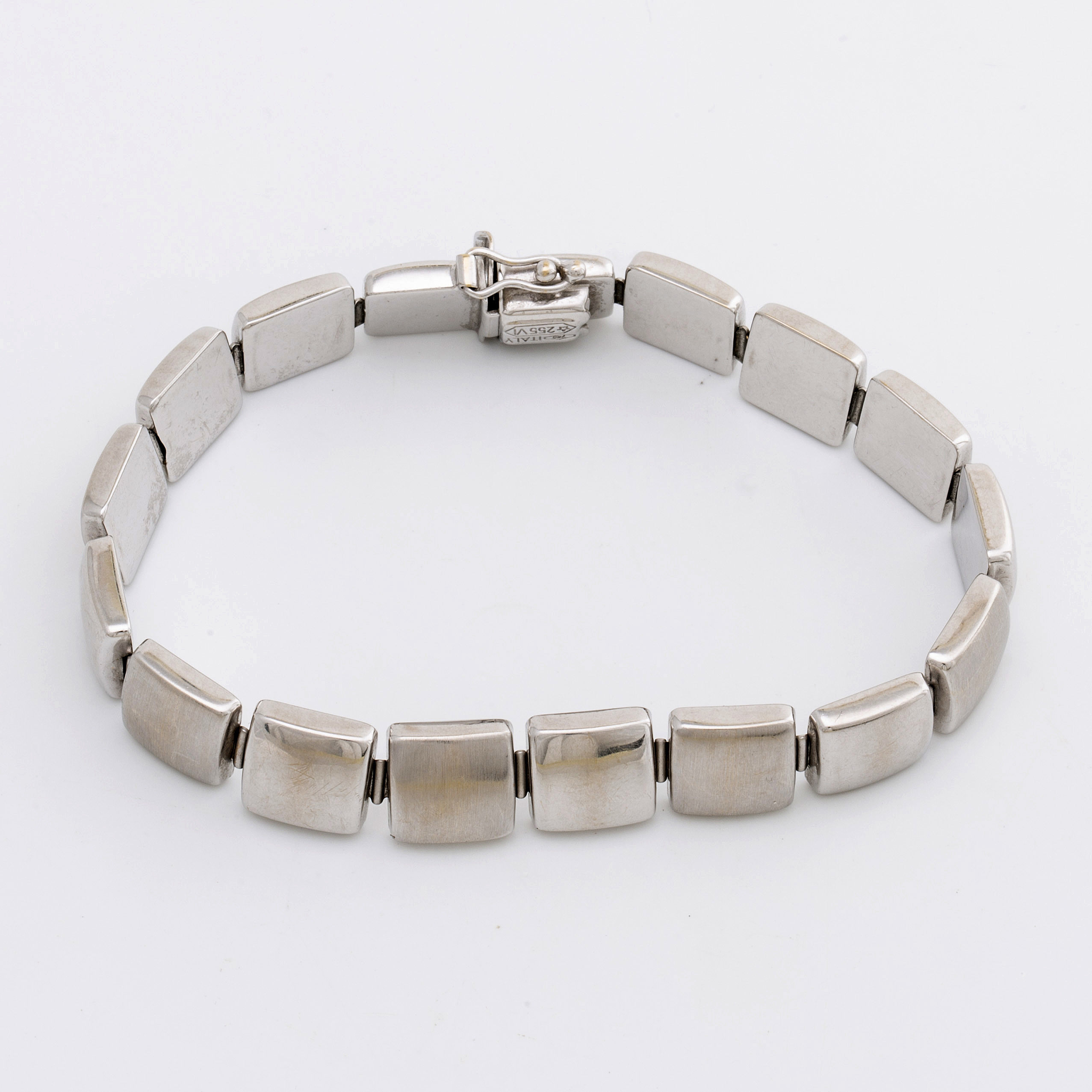 ARMBAND 18K vitguld 20,7 g. - Bukowskis
