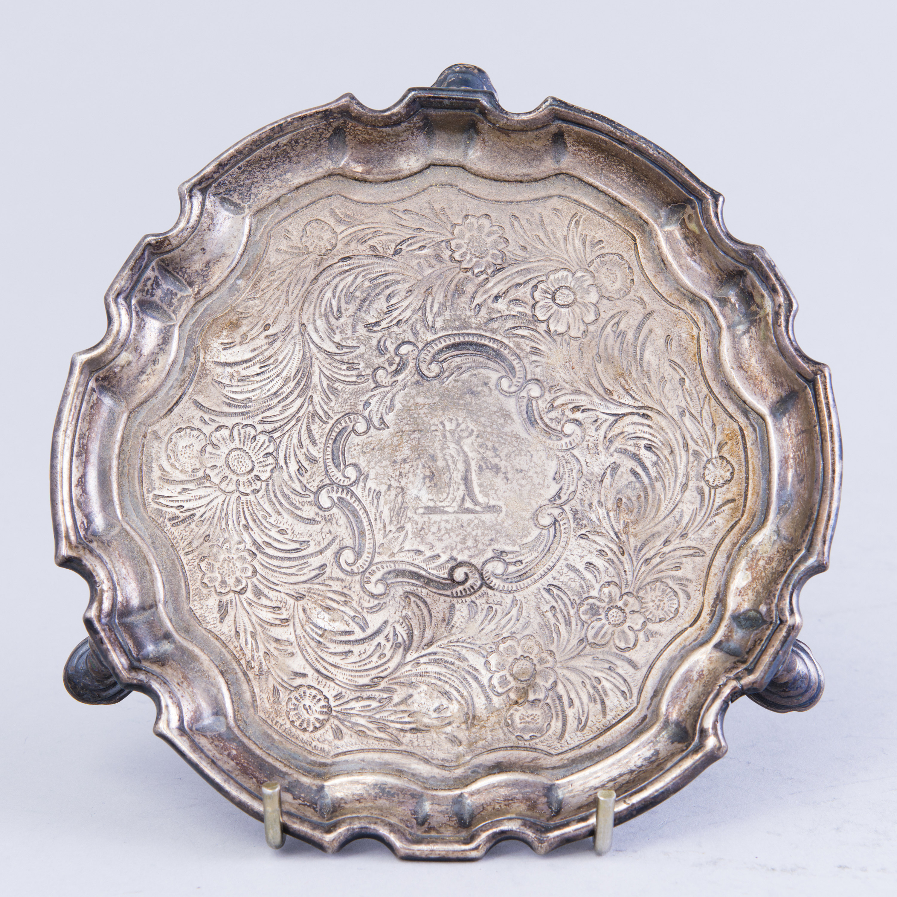 FOUR SILVER OBJECTS, England 18th-20th century. - Bukowskis