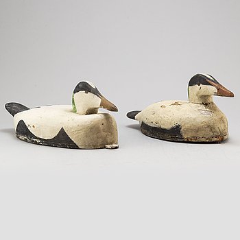 TWO PAINTED WOOD IMITATION DUCKS, first half of the 20th century ...
