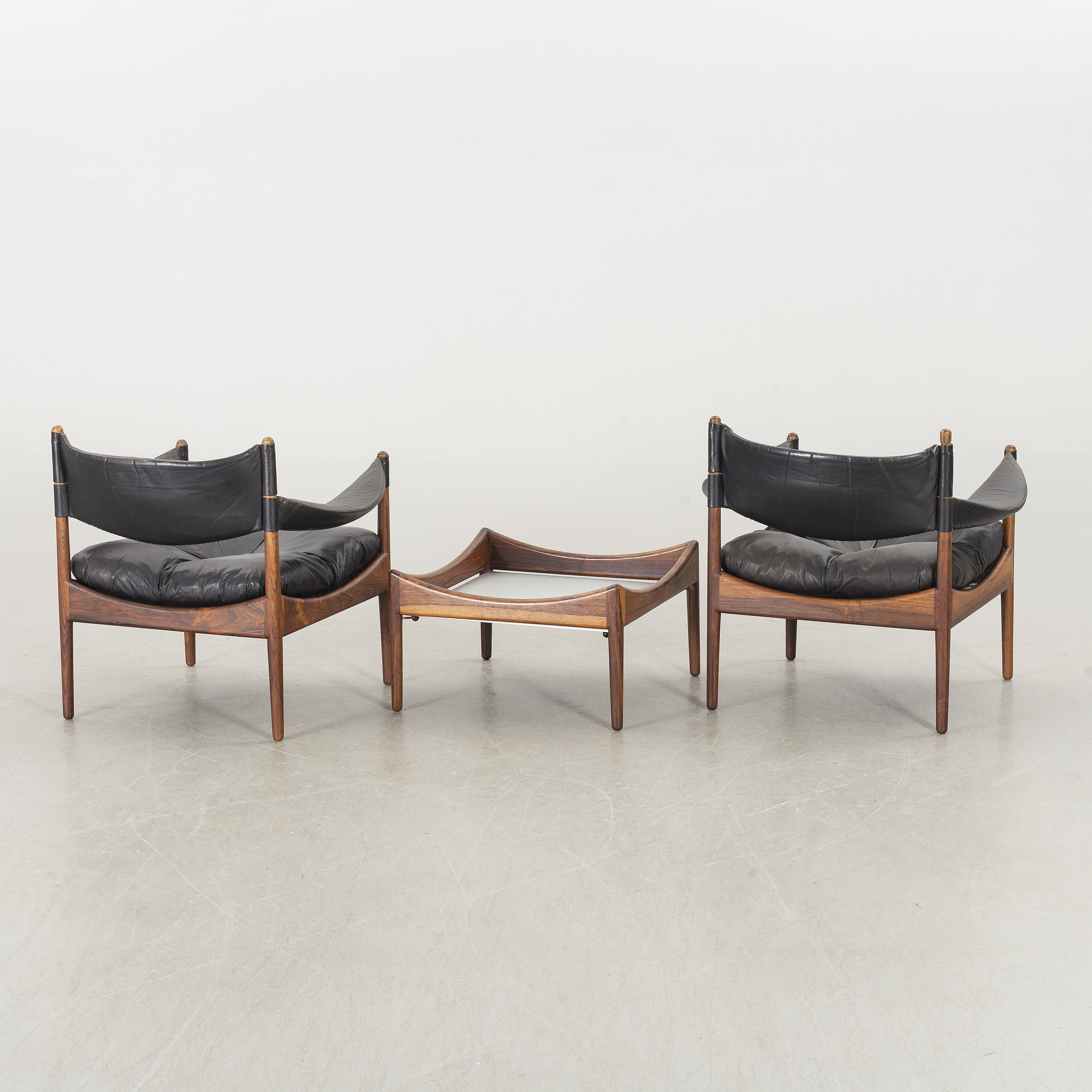 CHRISTIAN VEDEL, fåtöljer ett par och bord, "Modus", Sören Willadsen ...