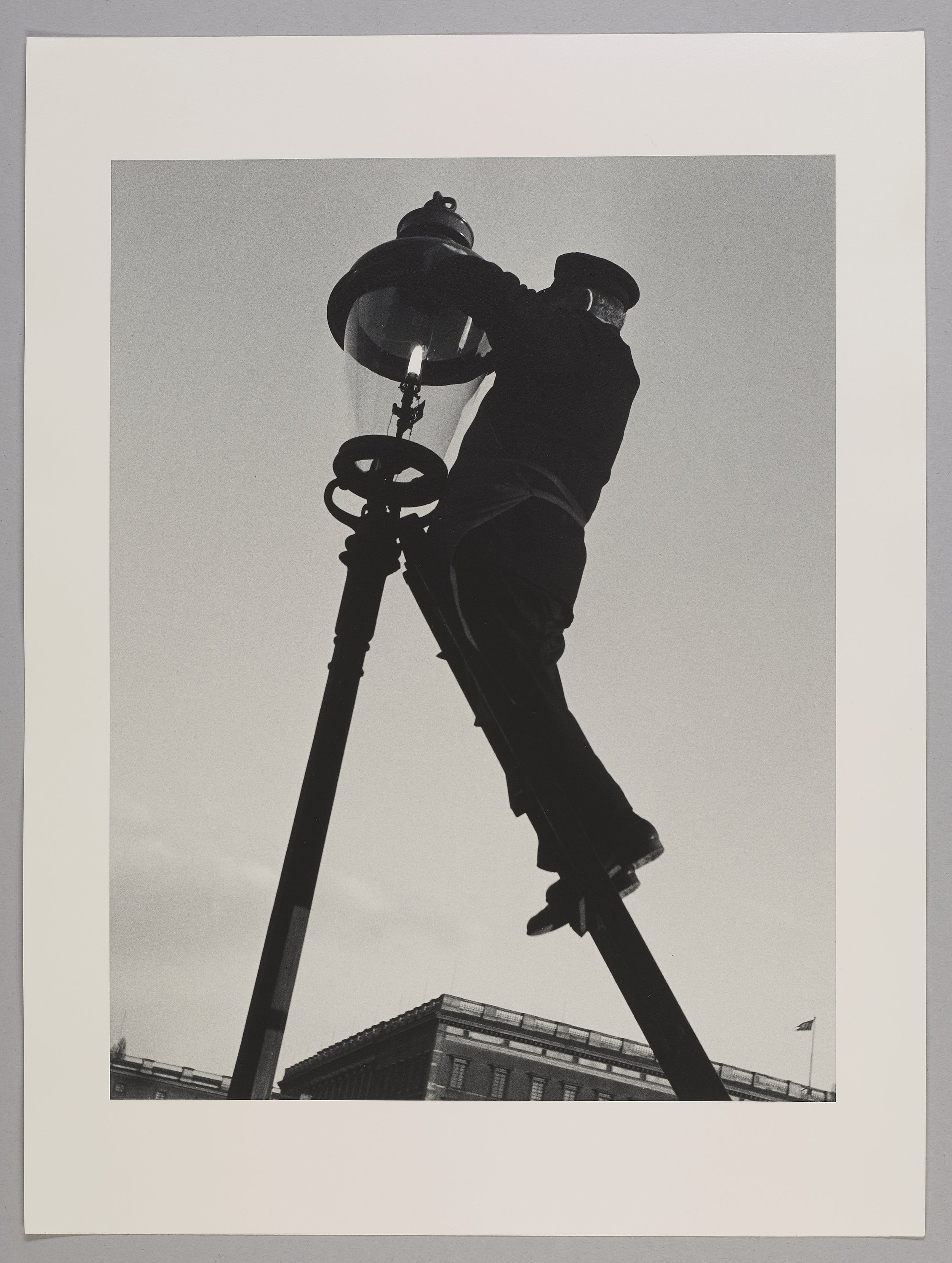 Emil Heilborn, "Gaslyktan, Stockholm", 1930's. - Bukowskis