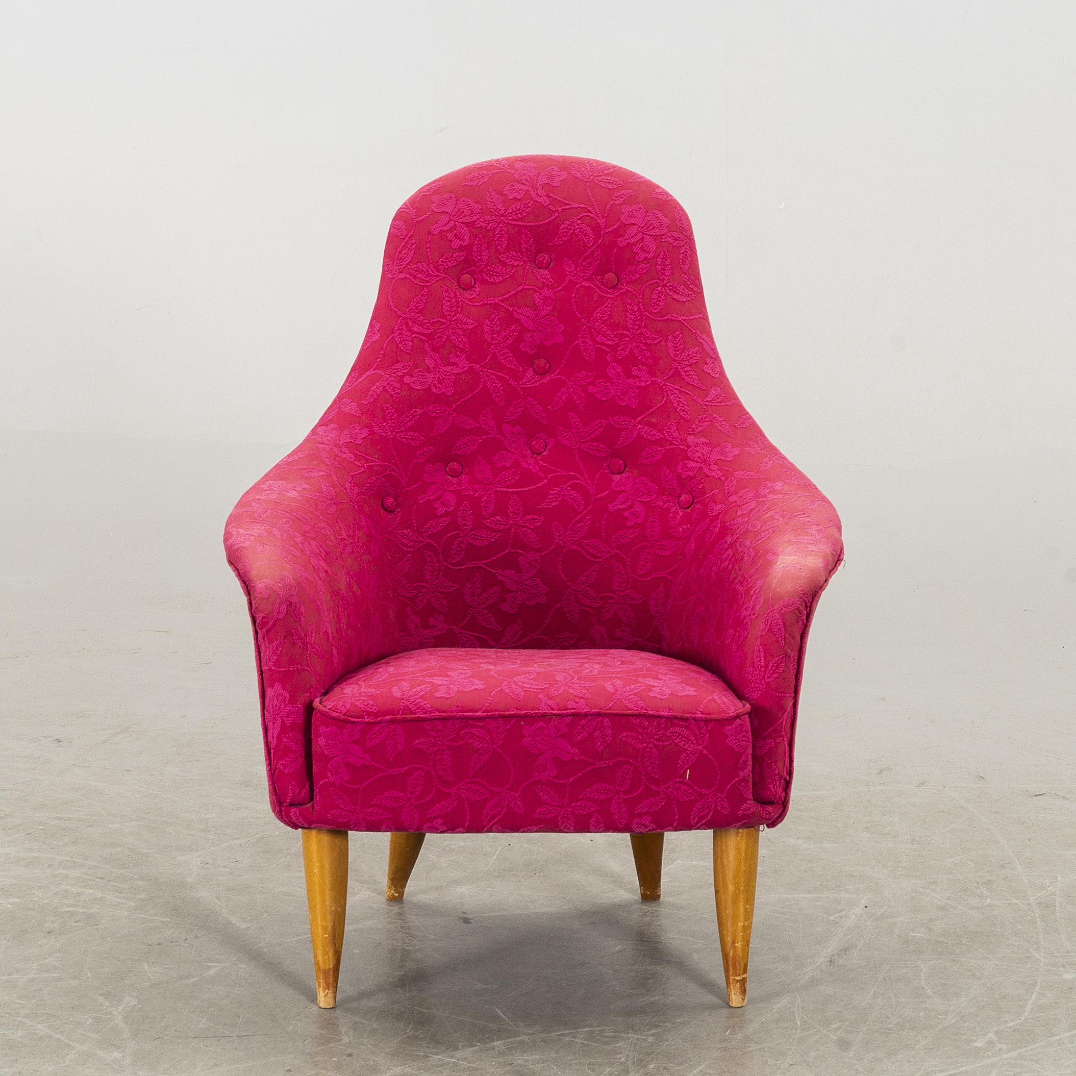 A KERSTIN HÖRLIN-HOLMQUIST Adam armchair. - Bukowskis