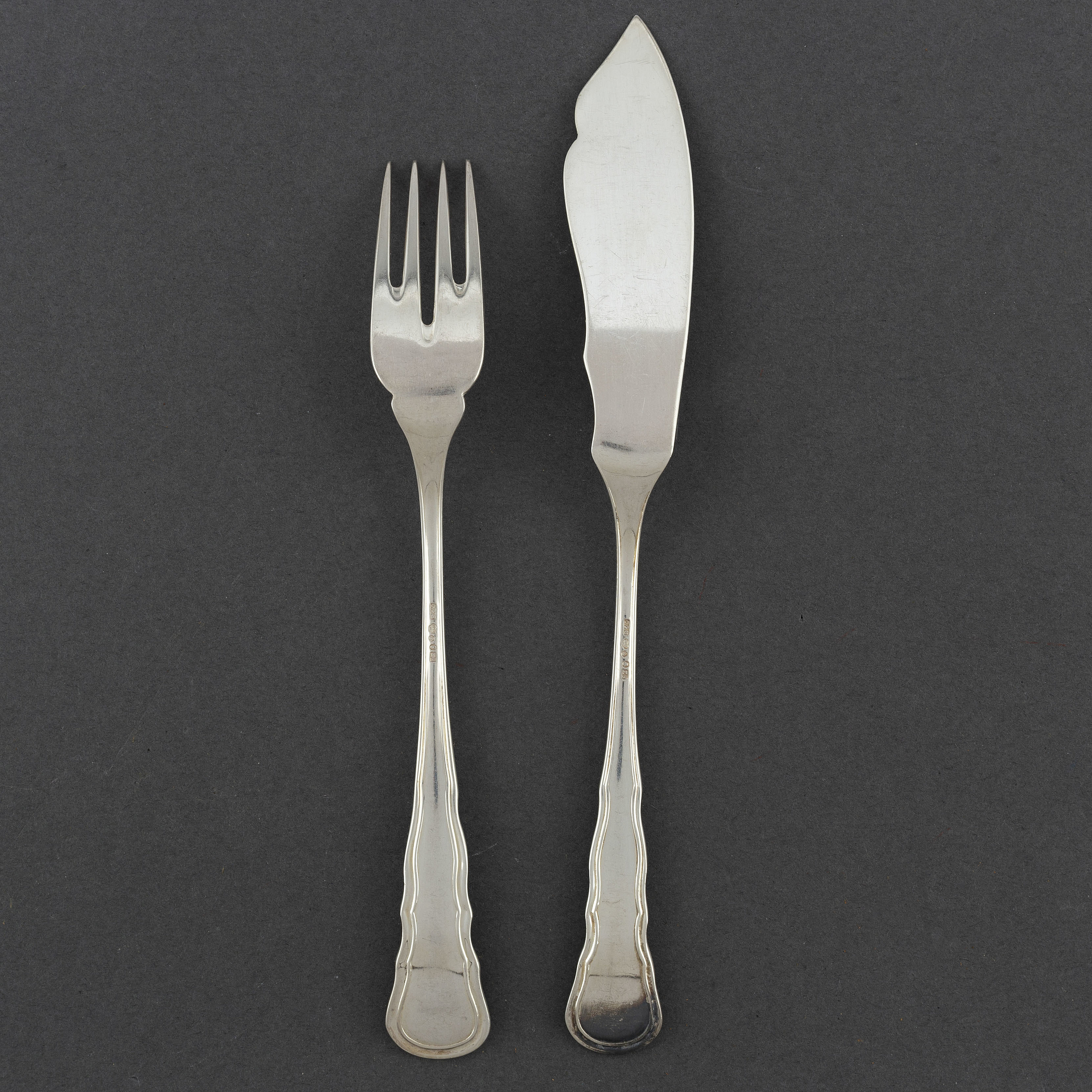 CG HALLBERG, 12 pieces of silver fish cutlery from Stockholm, 1930-1 ...