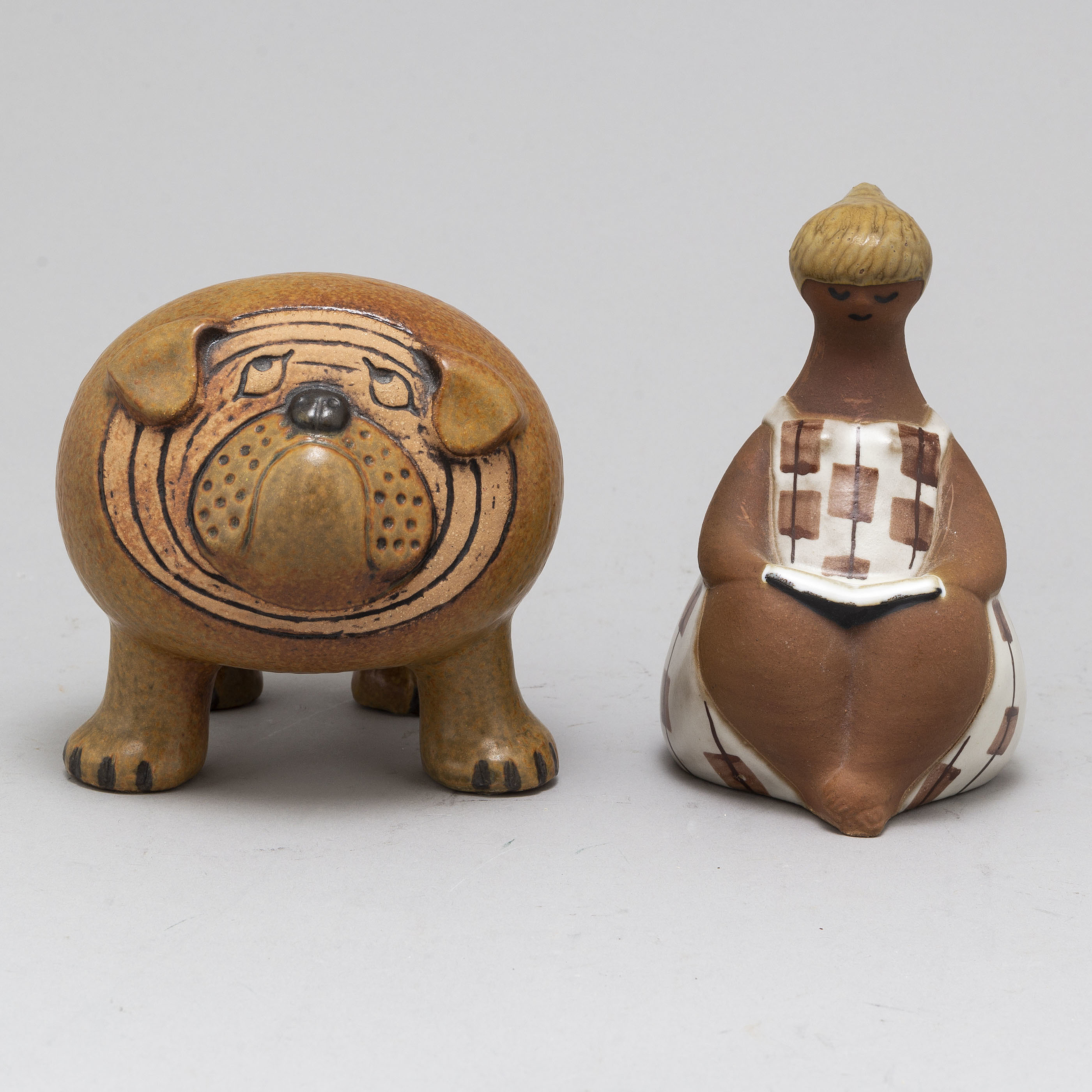 LISA LARSON, two stoneware sculptures, Gustavsberg. - Bukowskis