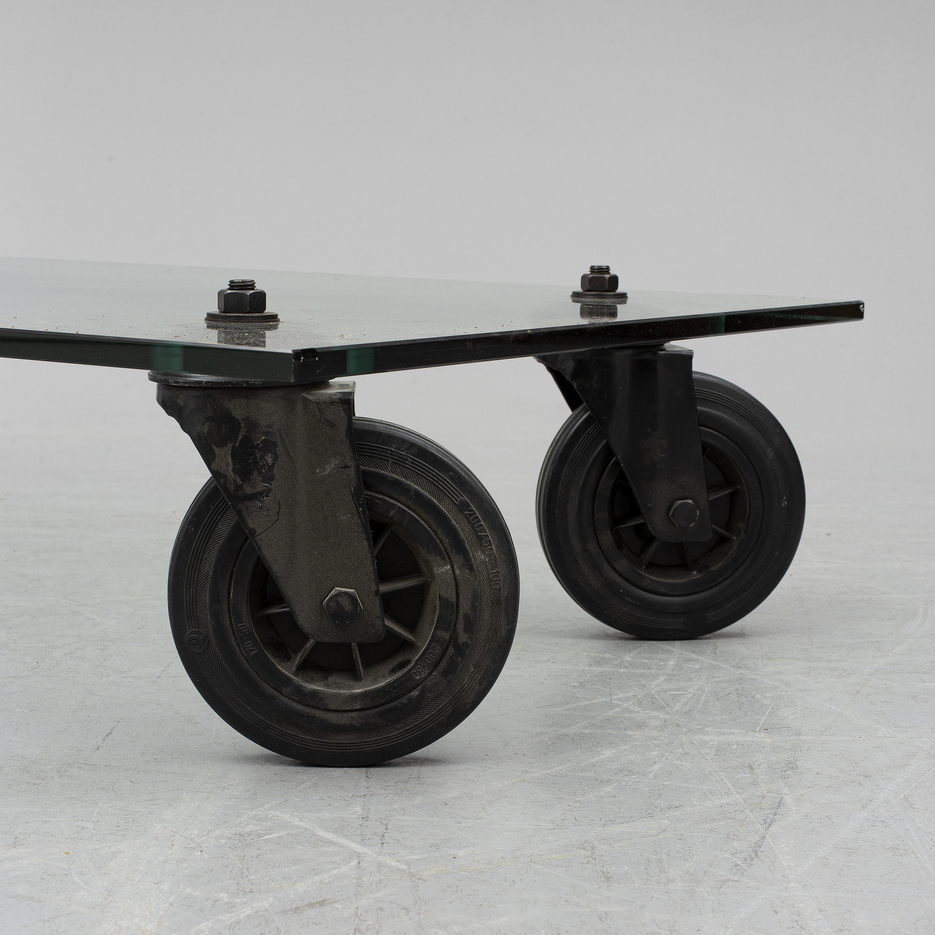 A GAE AULENTI "TAVOLO CON RUOTE" SOFA TABLE, by Fontana Arte, Italy ...