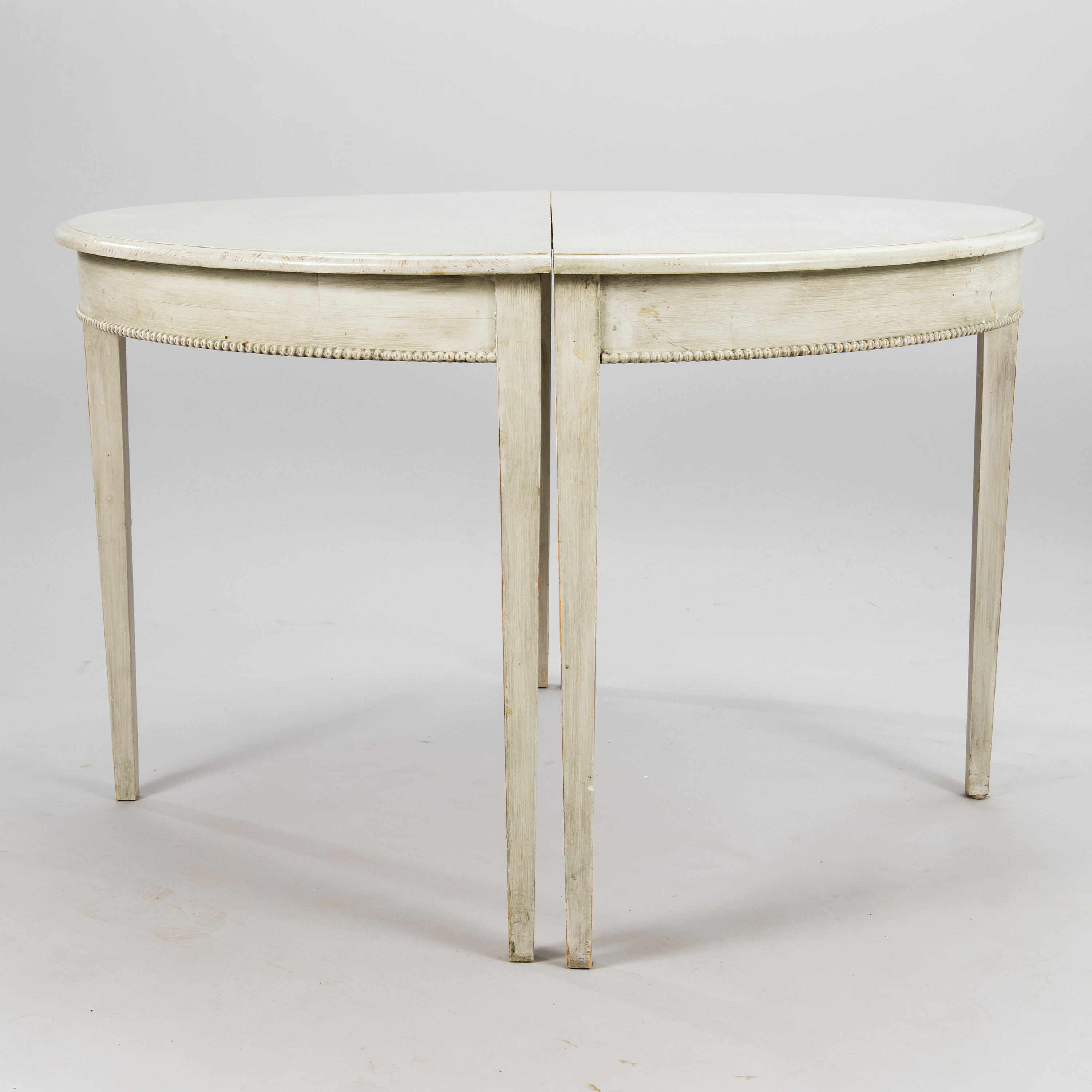 MATBORD, utdragbart, gustaviansk stil, 1900-talets andra hälft. - Bukowskis