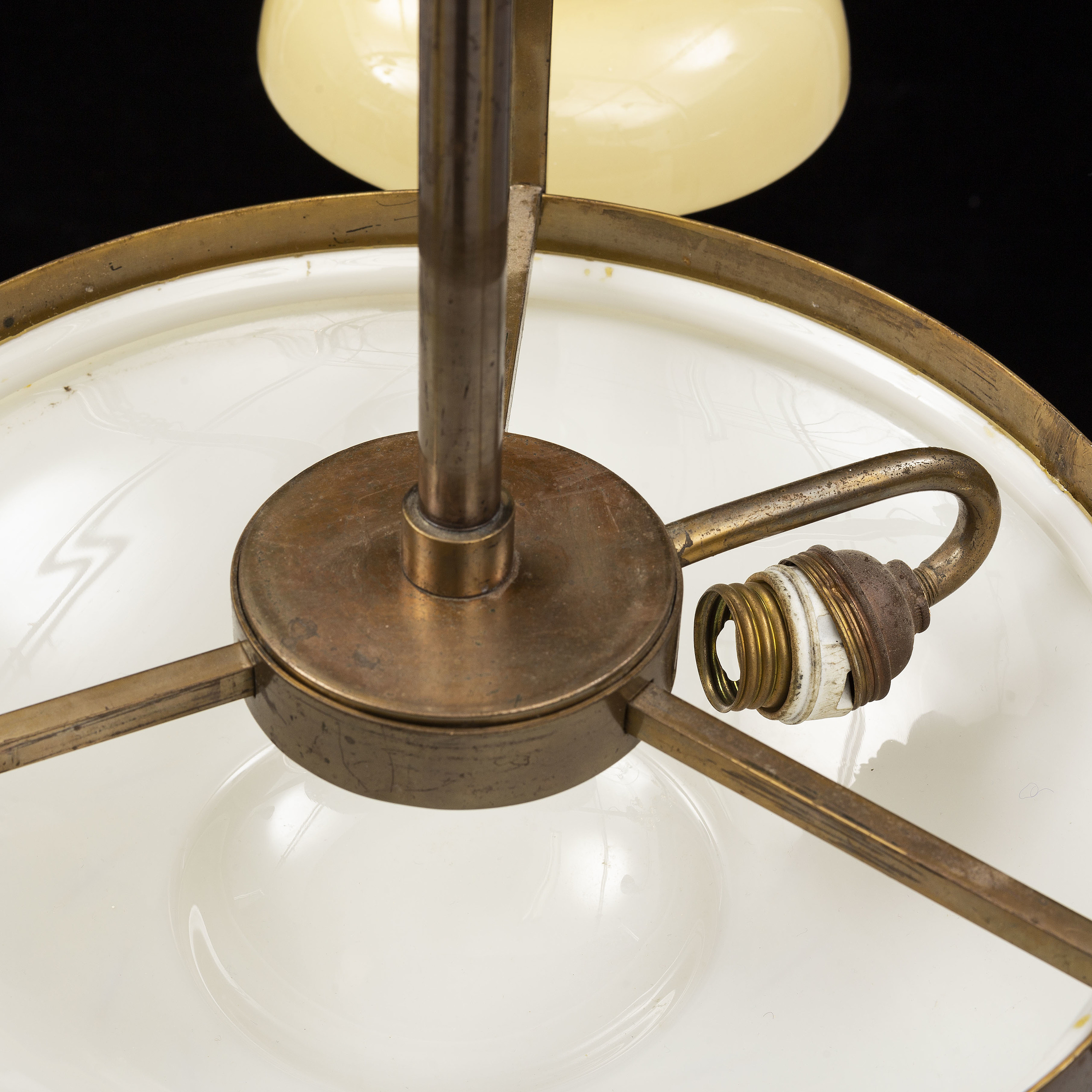 A 1930s/1940s ceiling light. - Bukowskis