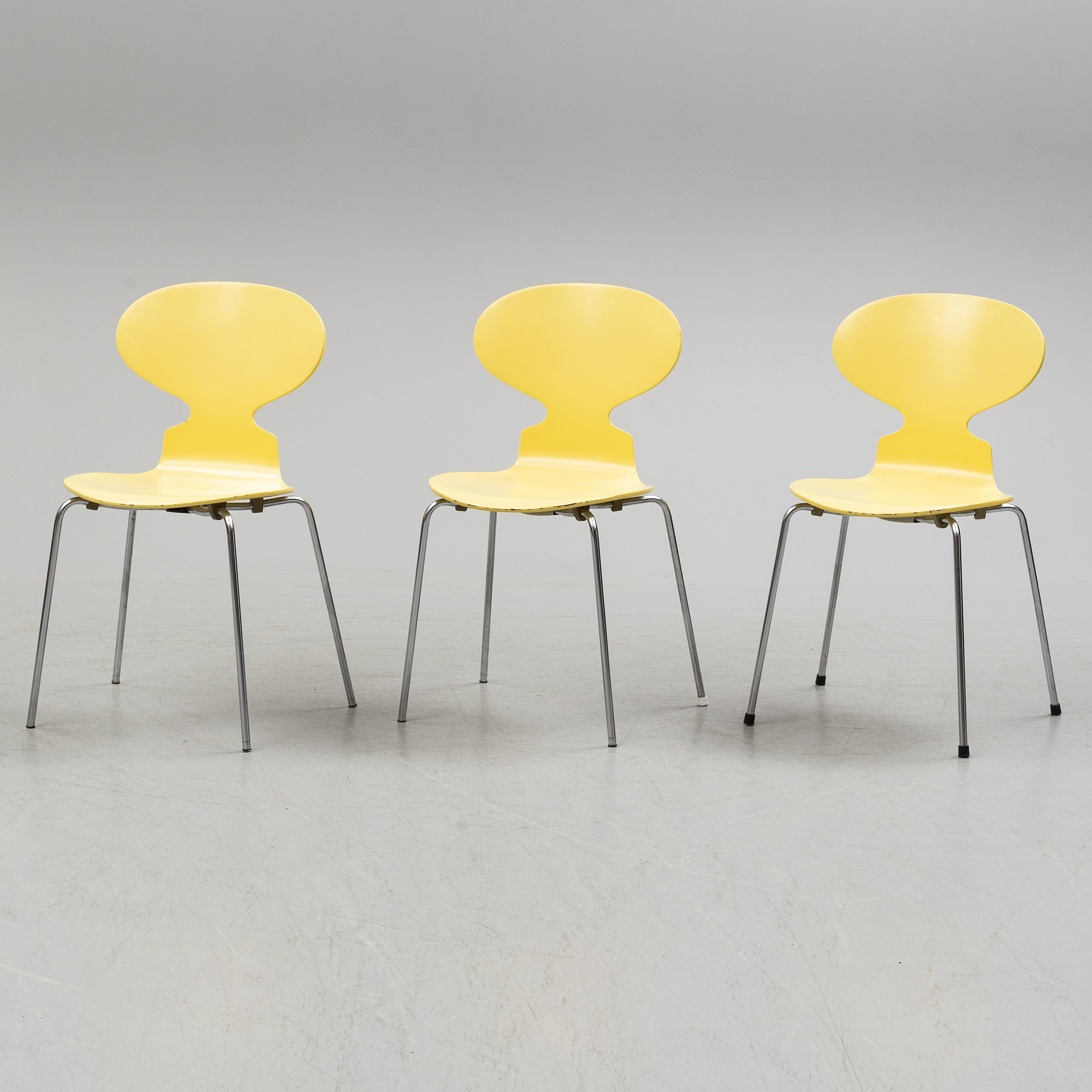 ARNE JACOBSEN, a set of three of 'Myran' chairs from Friz hansen ...