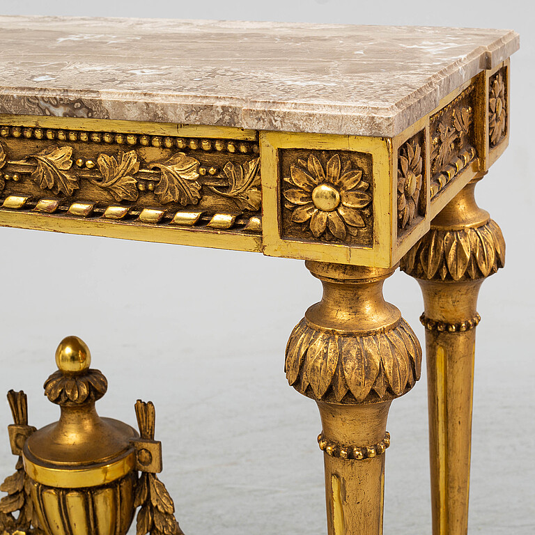 A Gustavian table, late 18th century. - Bukowskis