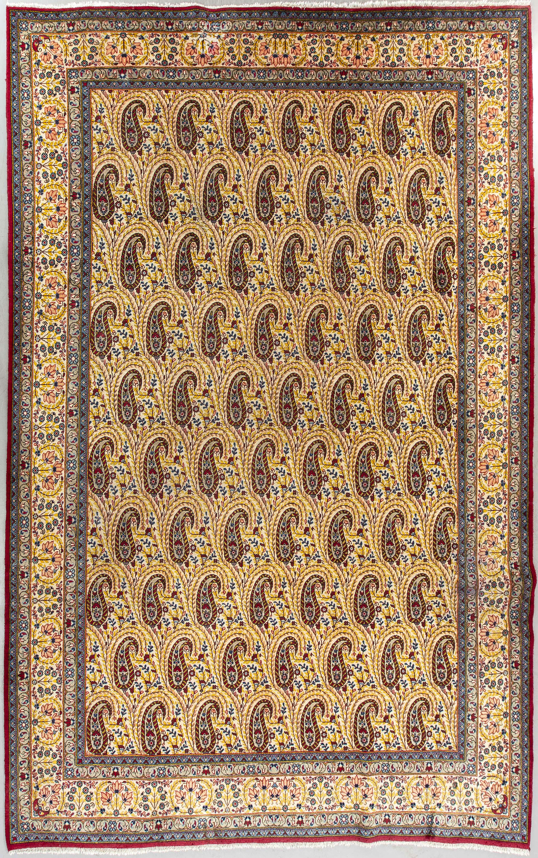 AN old Ghom carpet ca 413 x 295 cm. - Bukowskis