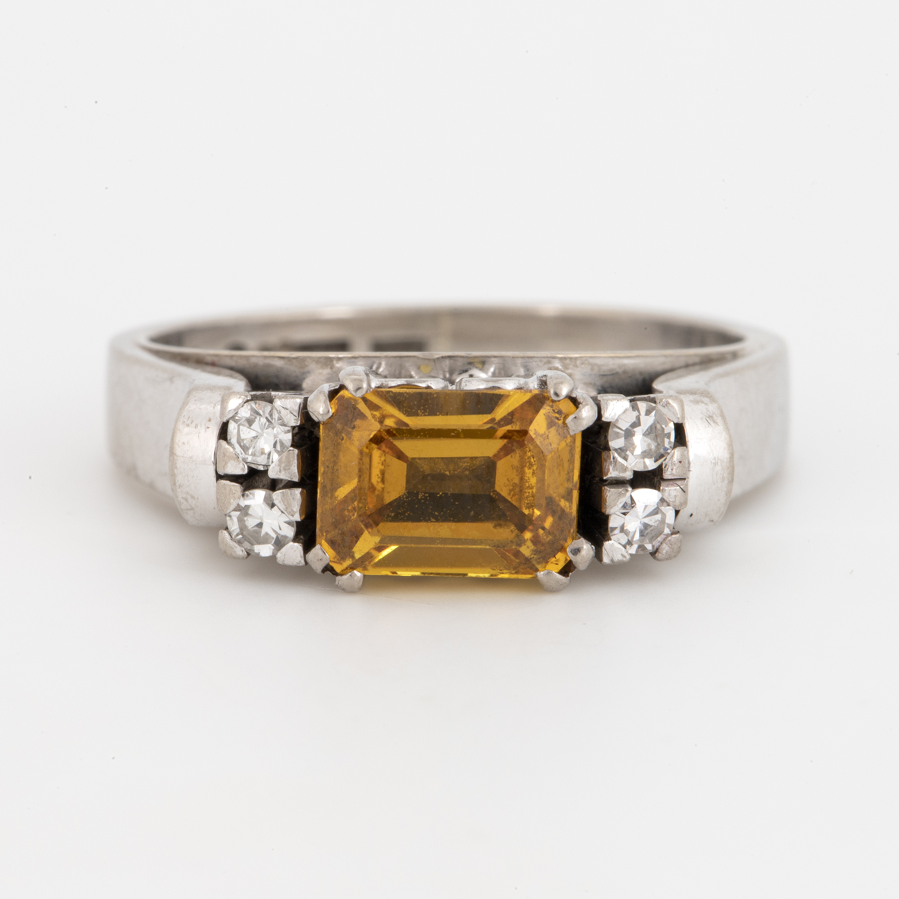 RING, 18K vitguld, Atelier Ajour. - Bukowskis
