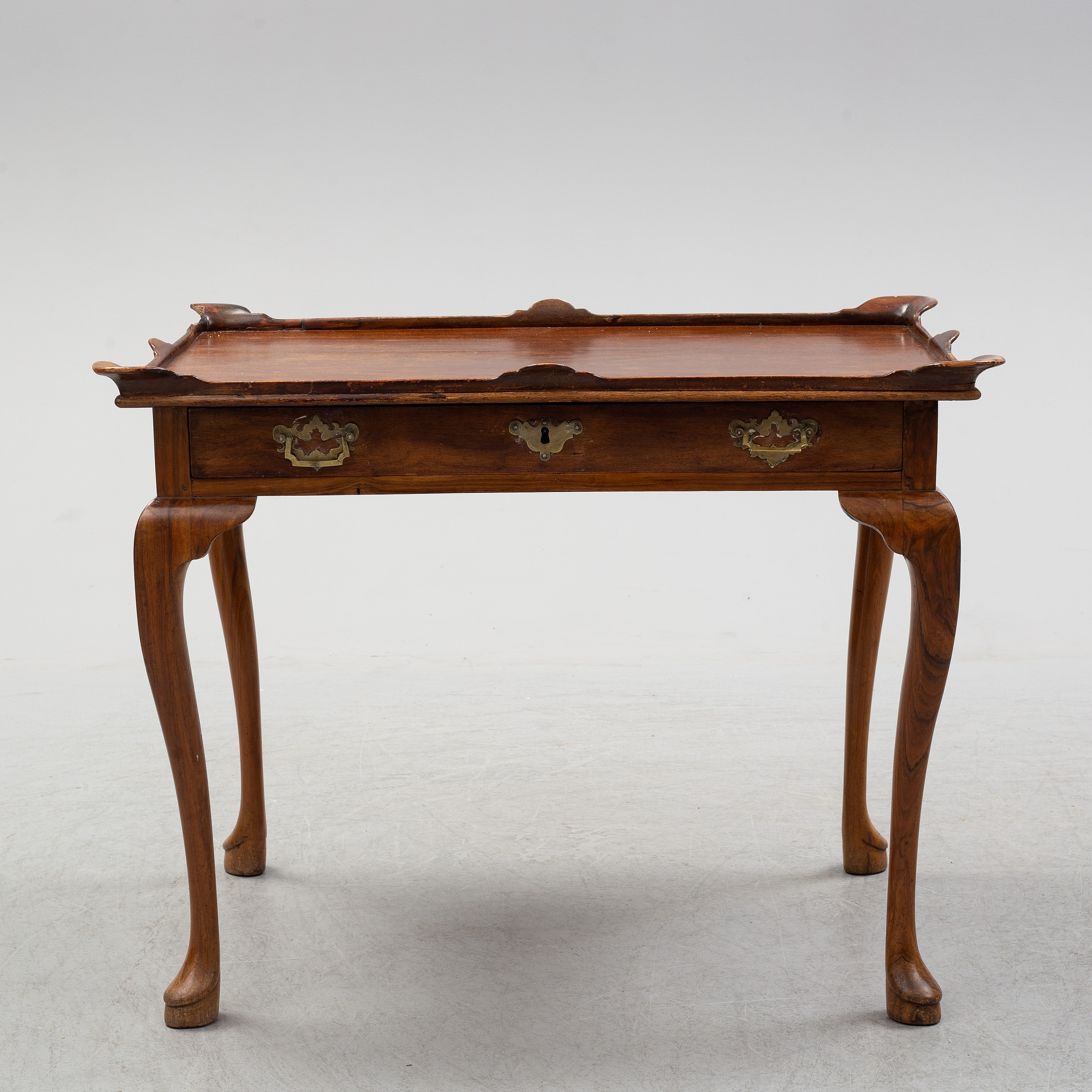 An english 18th century table. - Bukowskis