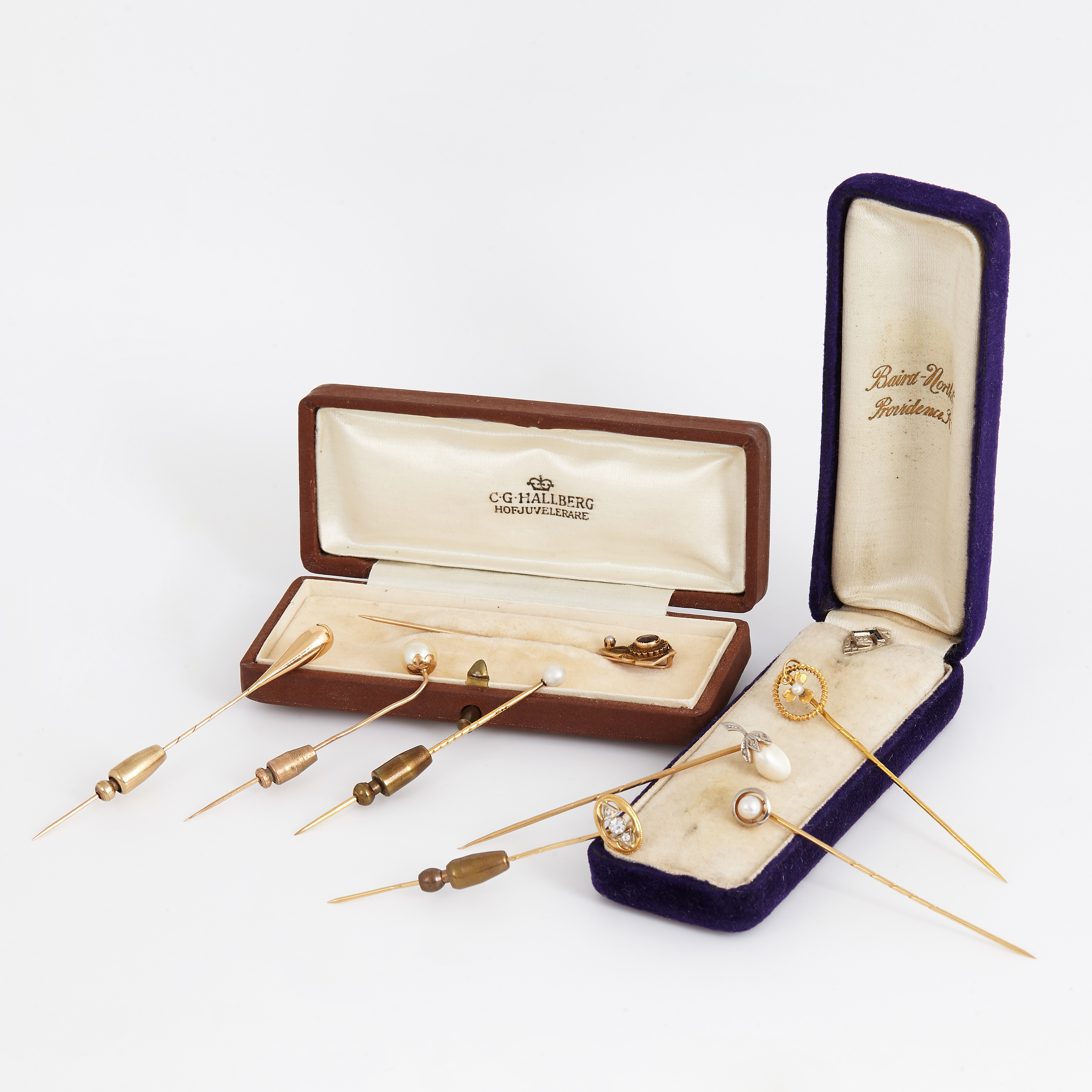 Nine pins. - Bukowskis