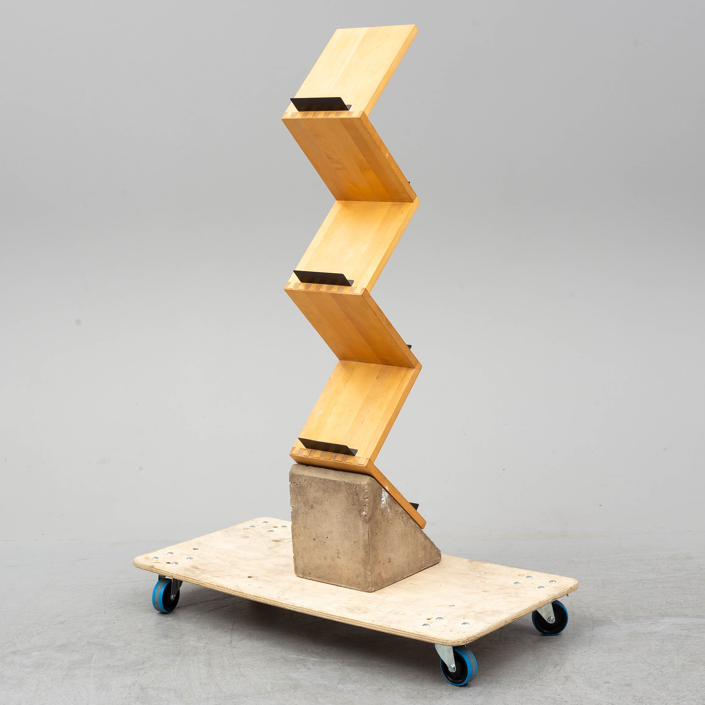 JONAS BOHLIN, hylla, "Zink", för Källemo, Värnamo, formgiven 1984 ...