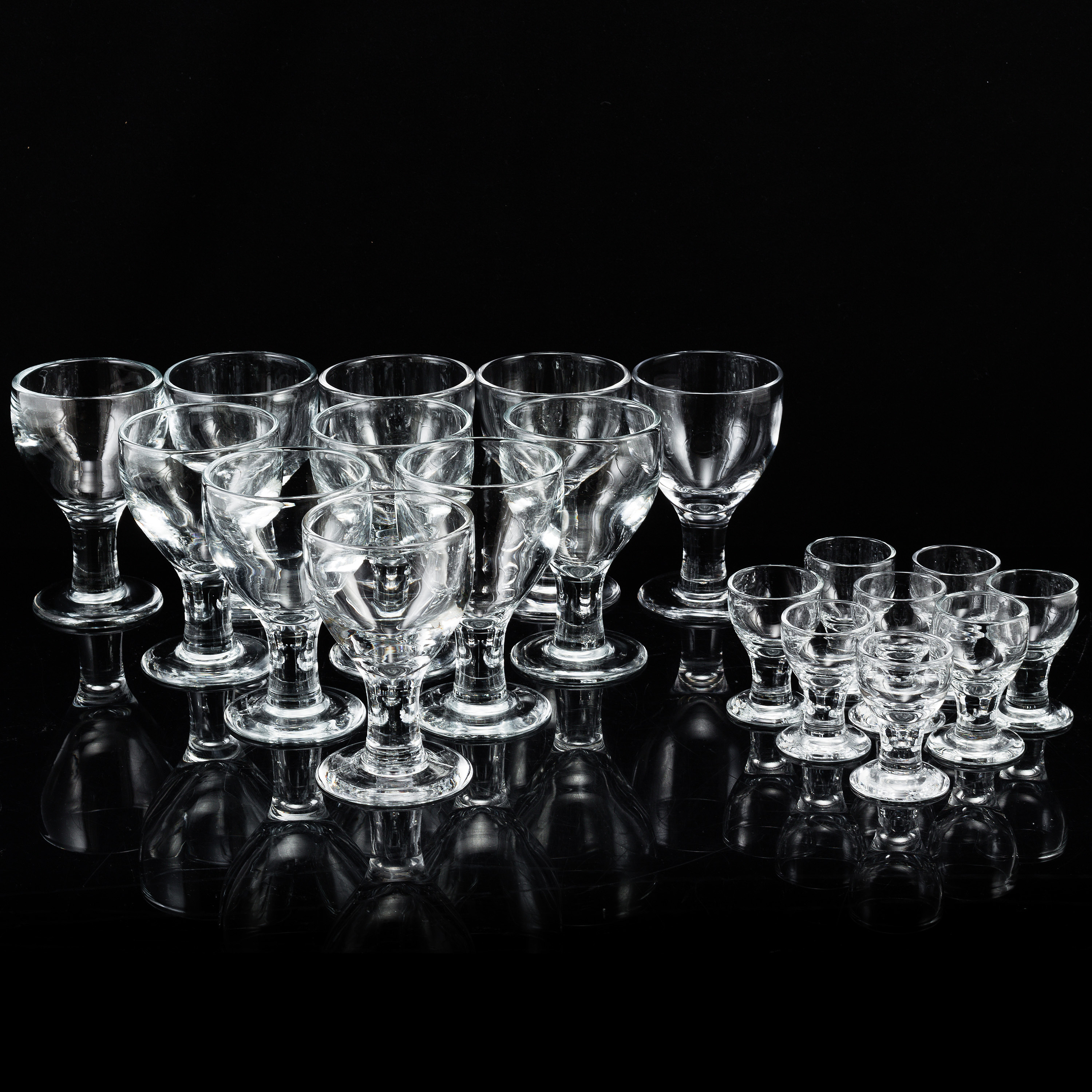 SIGNE PERSSON-MELIN, a part 'Ruben' glass service (18 pieces). - Bukowskis