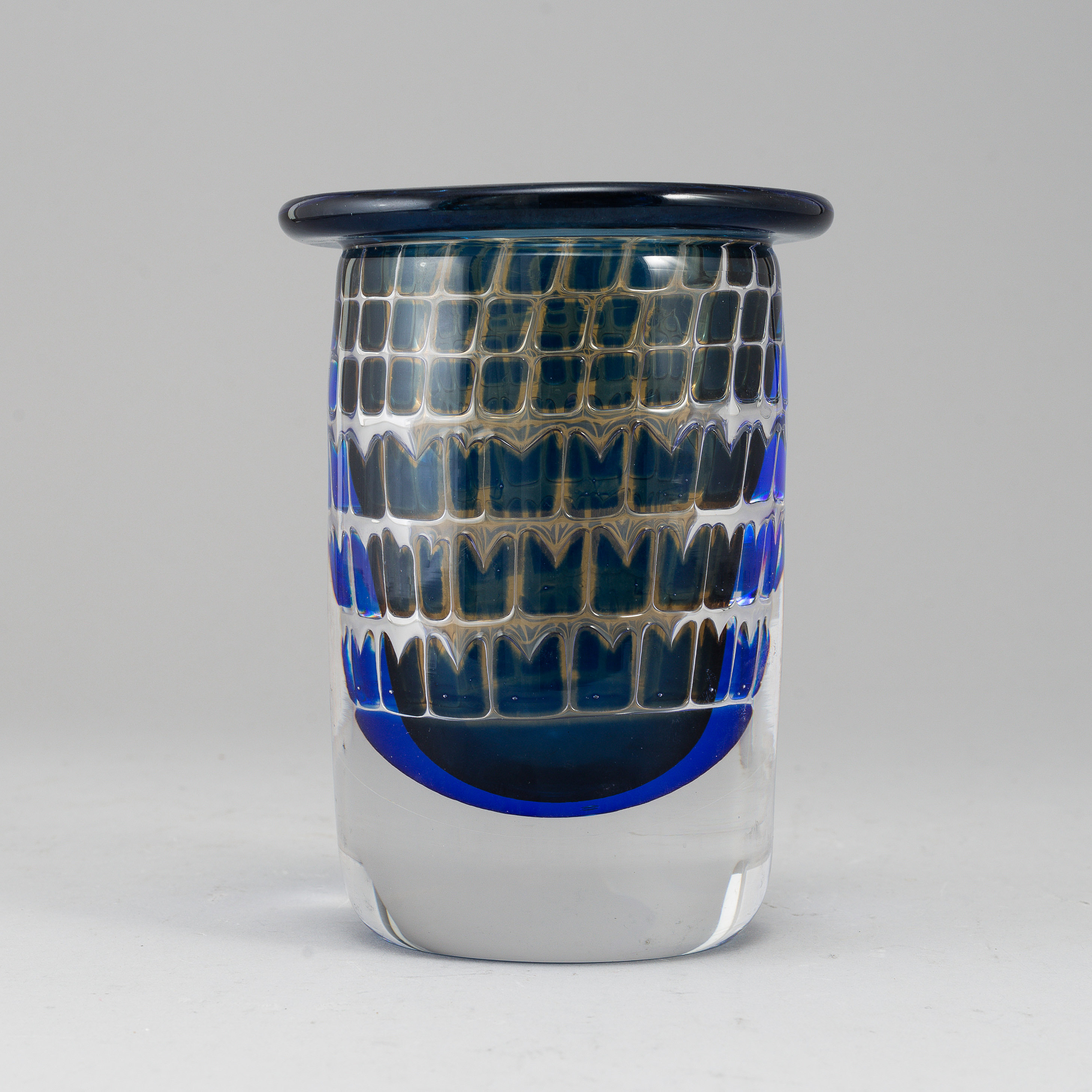 INGEBORG LUNDIN, vas, glas. Orrefors, 1966. - Bukowskis