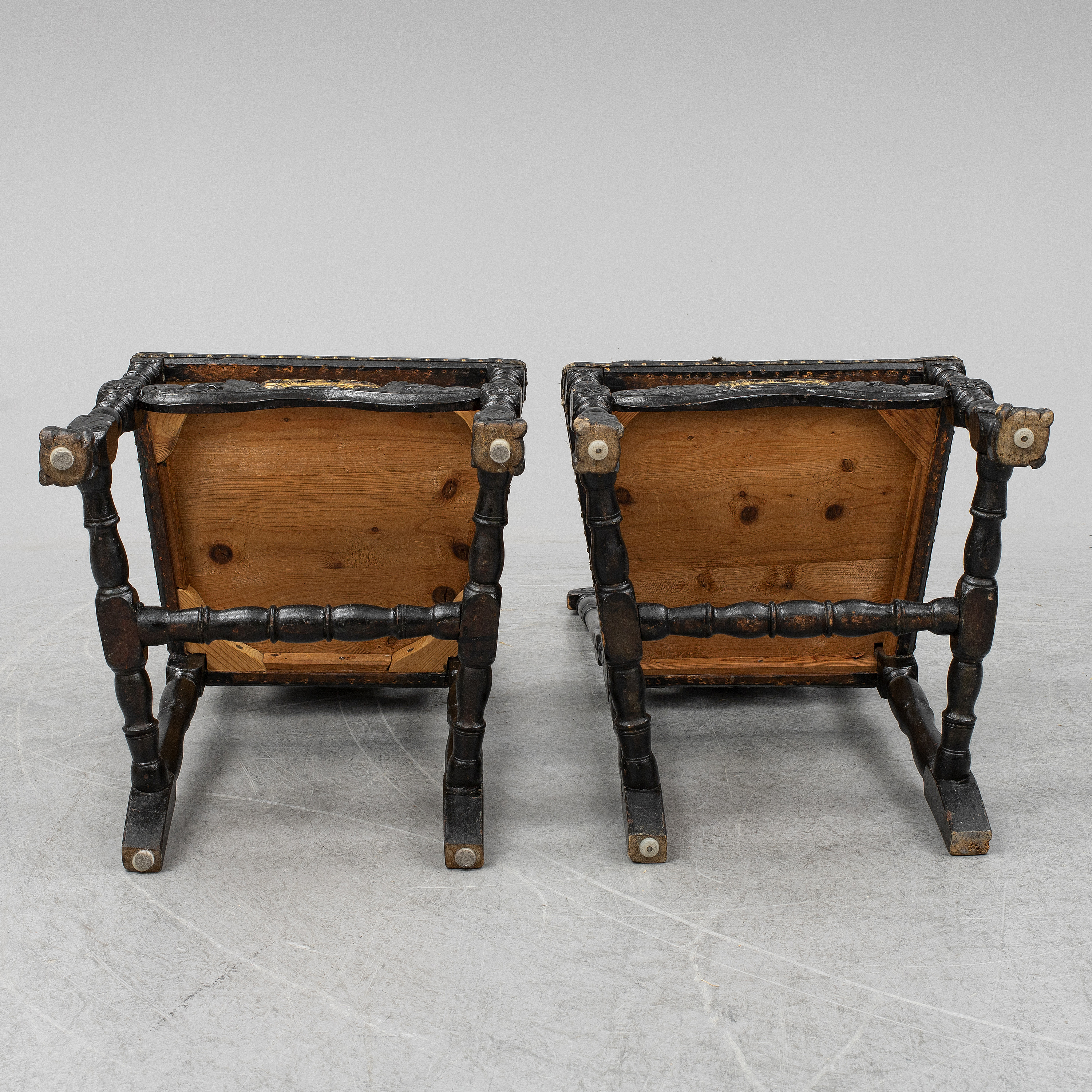 STOLAR, ett par, Barock, 1700-talets första hälft. - Bukowskis